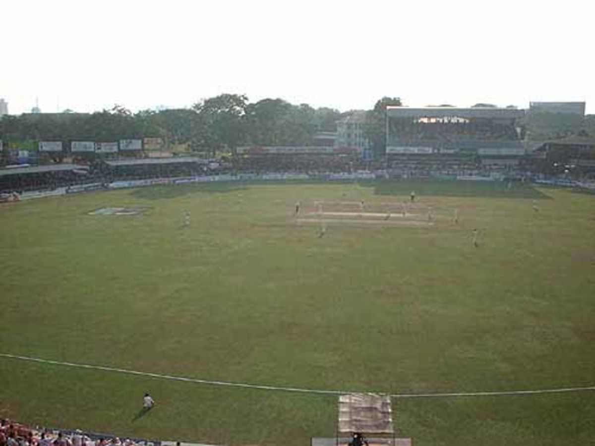 The crowd rush on at the end of the Test at the Sinhalese Sports Club ...