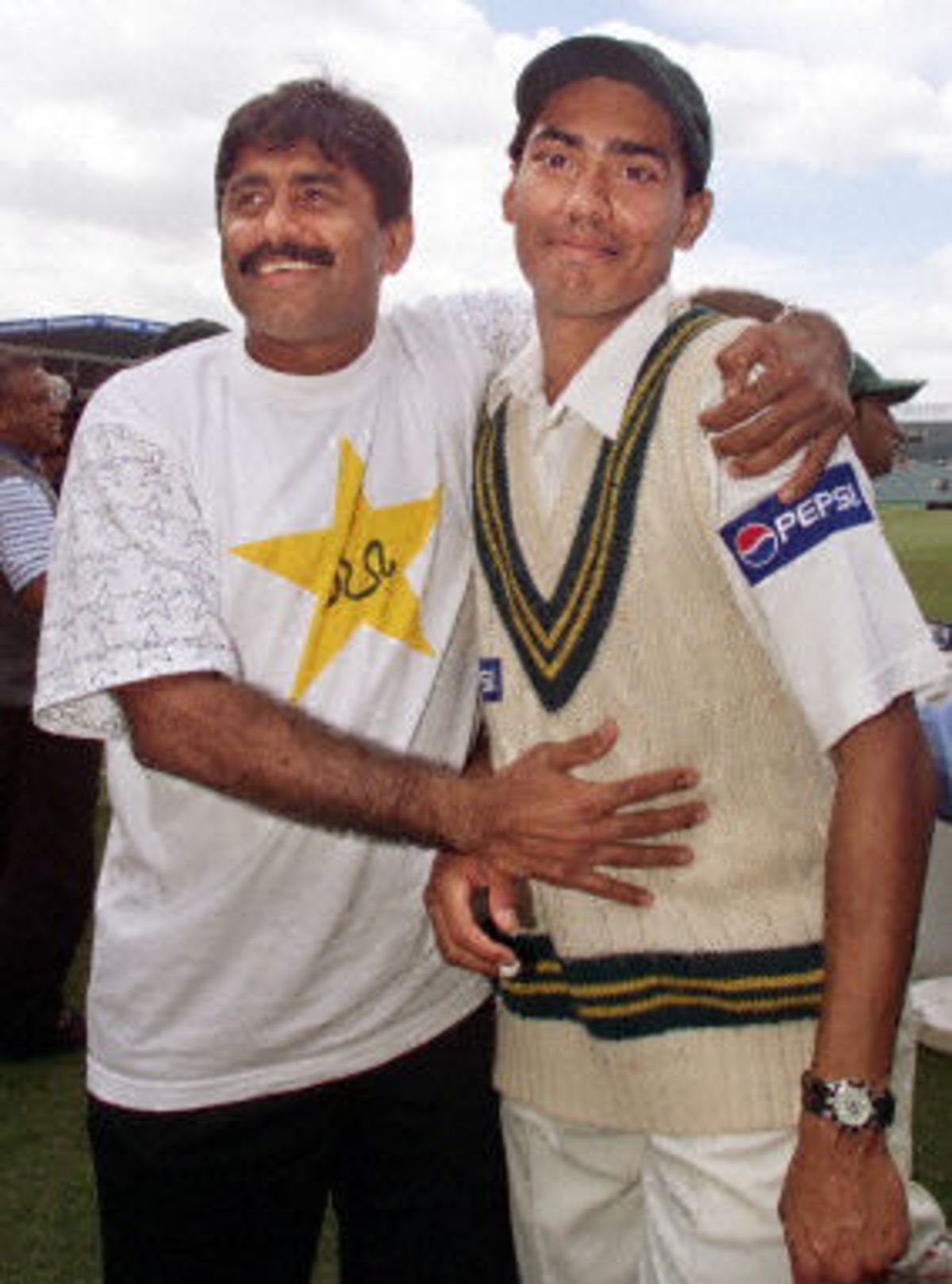 Sameer Dighe and Harbhajan Singh celebrate the series win ...