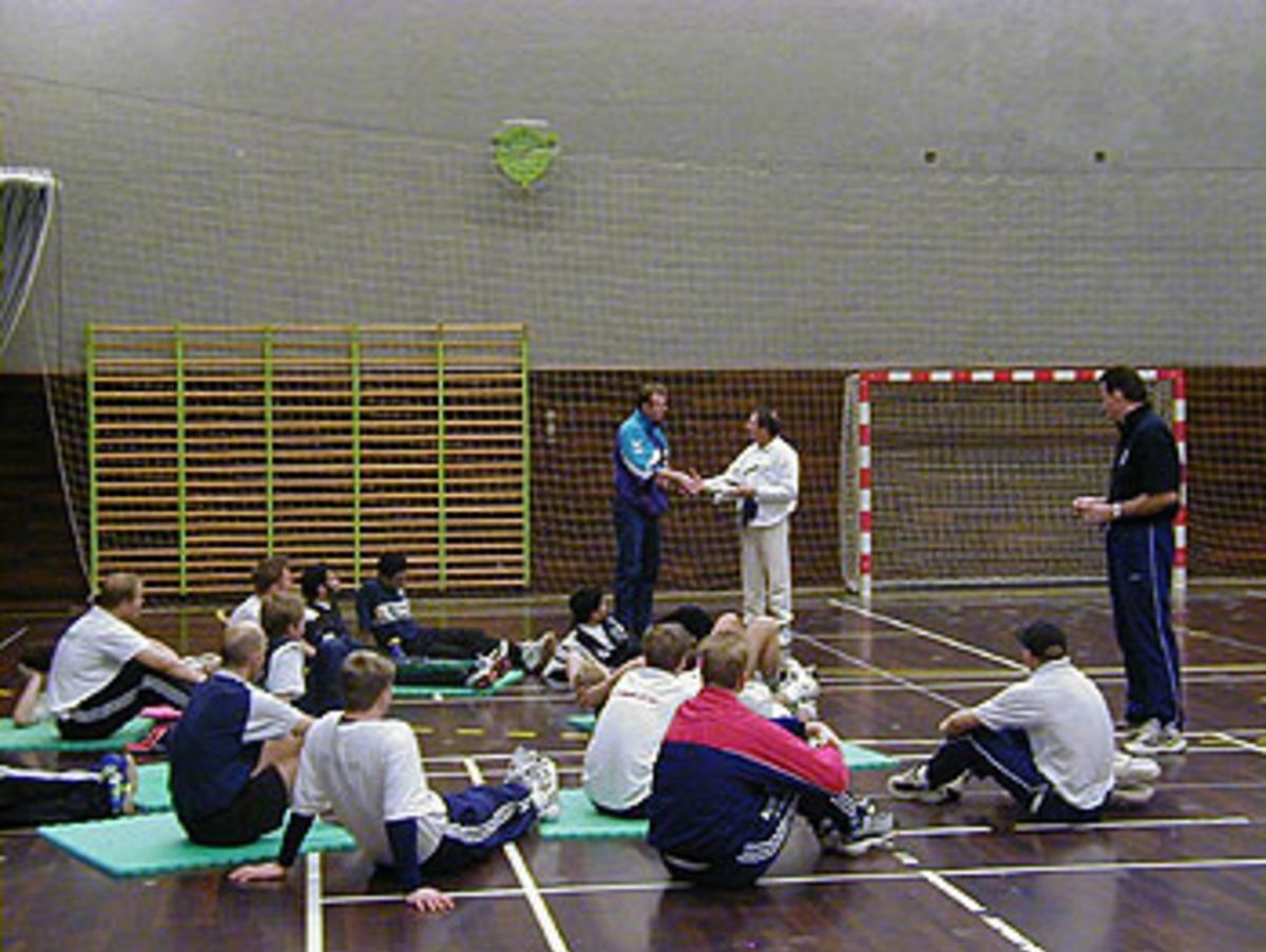 Mark Garraway and EDM, Ian Stuart | ESPNcricinfo.com