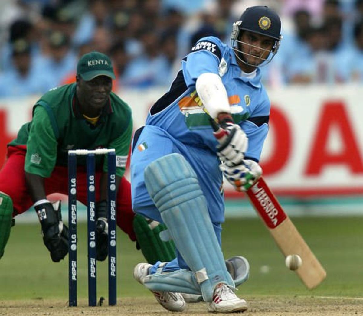 Tendulkar charges through for a quick run in the World Cup semi-final ...