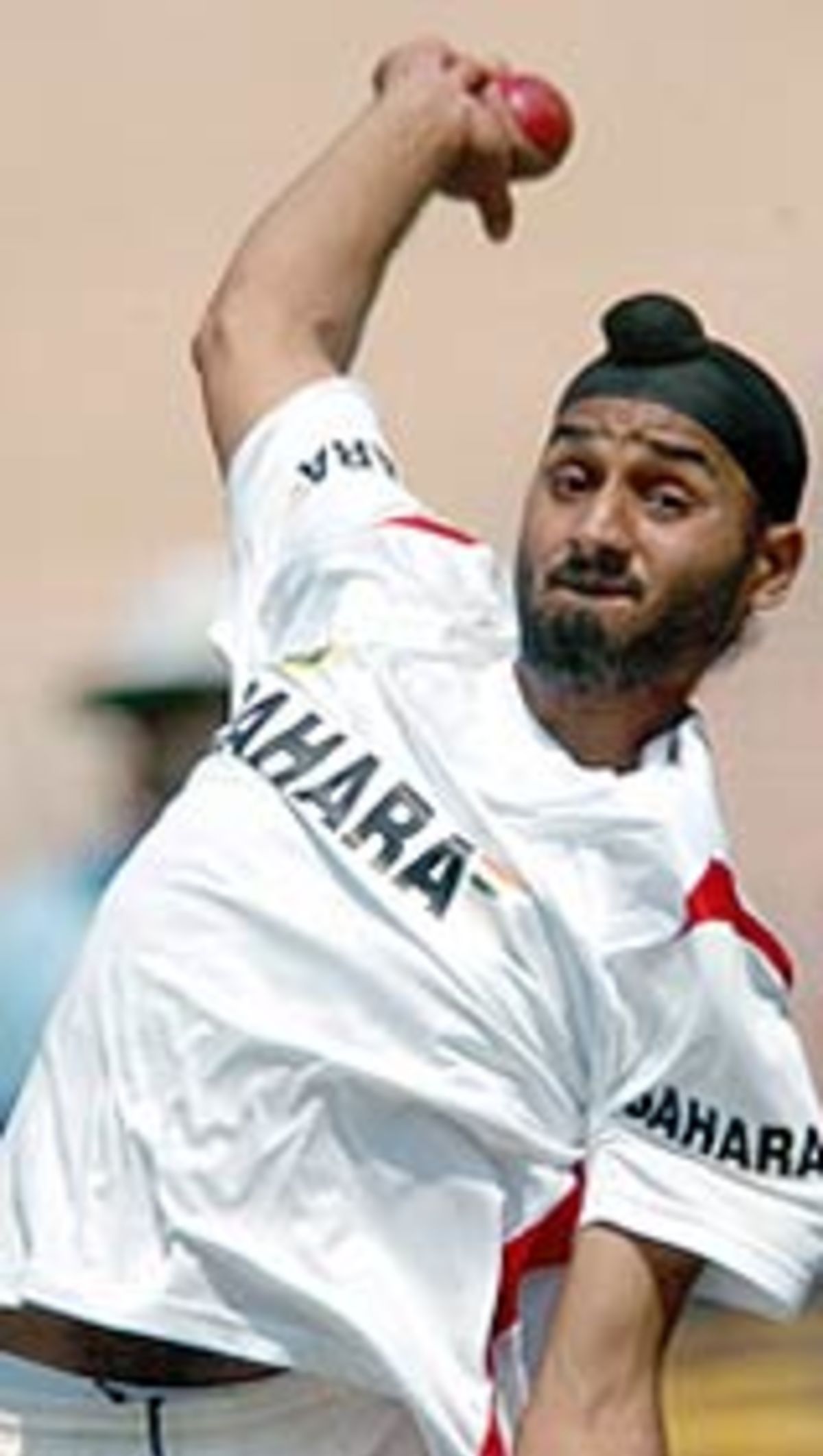 Harbhajan Singh bowling in the nets | ESPNcricinfo.com