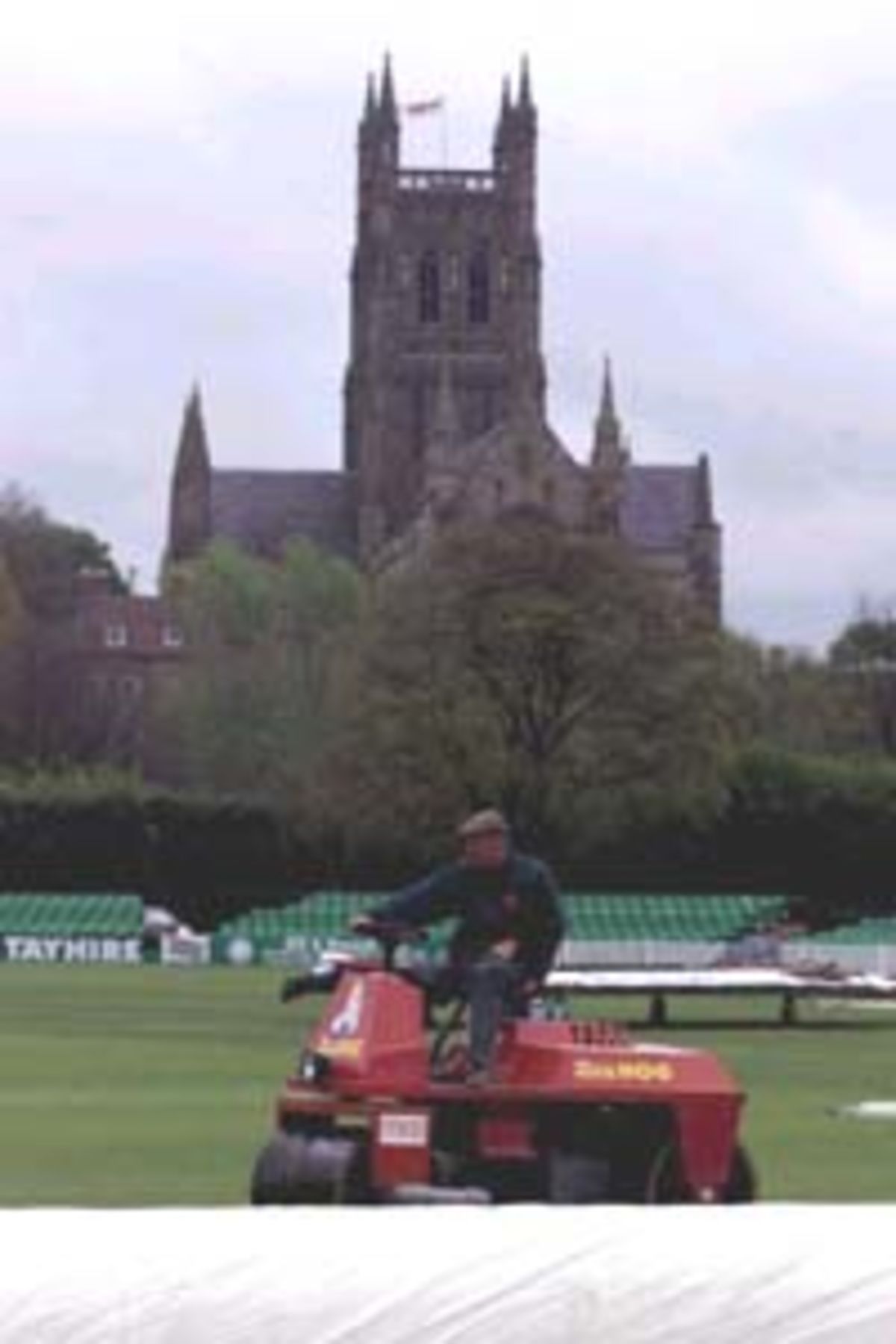 Dan Stannard and Andy Flower address the media | ESPNcricinfo.com