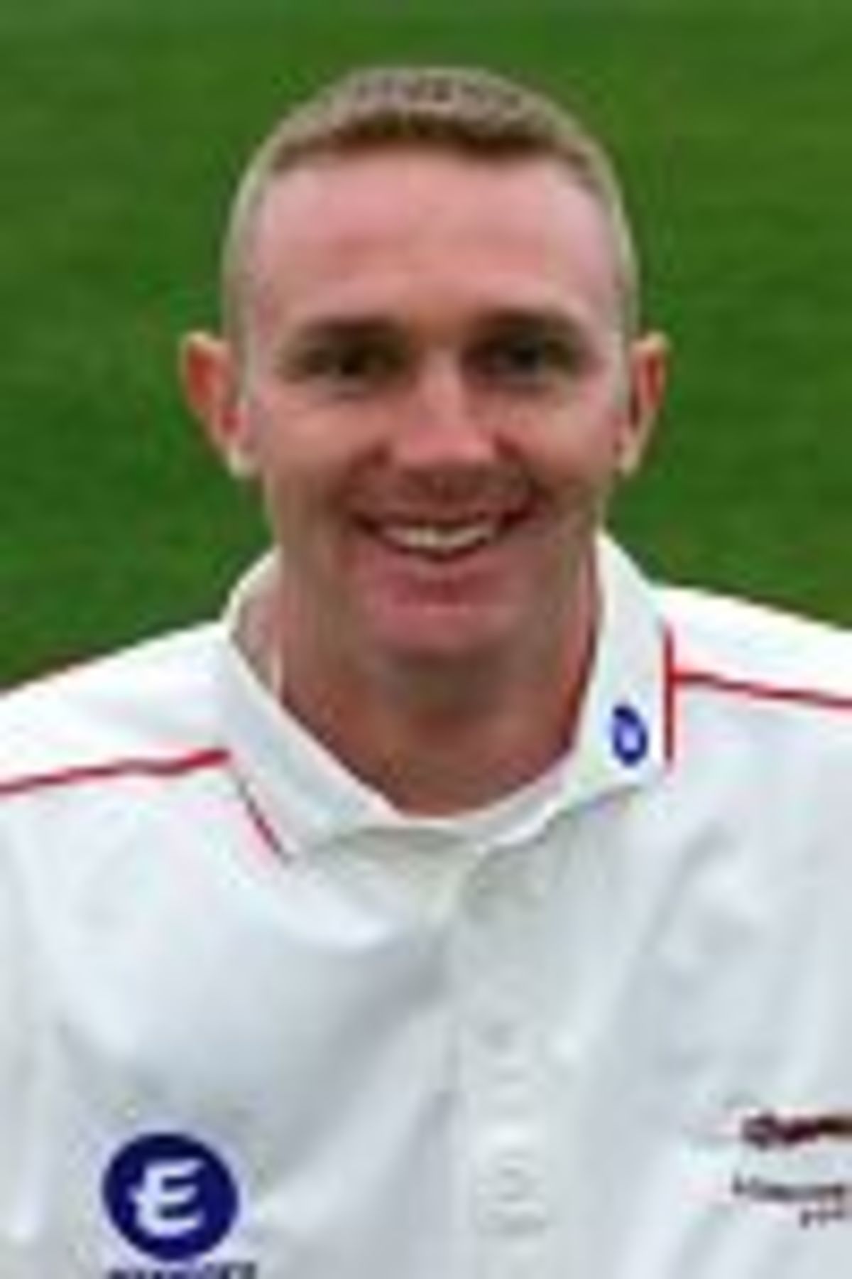 Darren Maddy ; thumbnail portrait 2001 | ESPNcricinfo.com