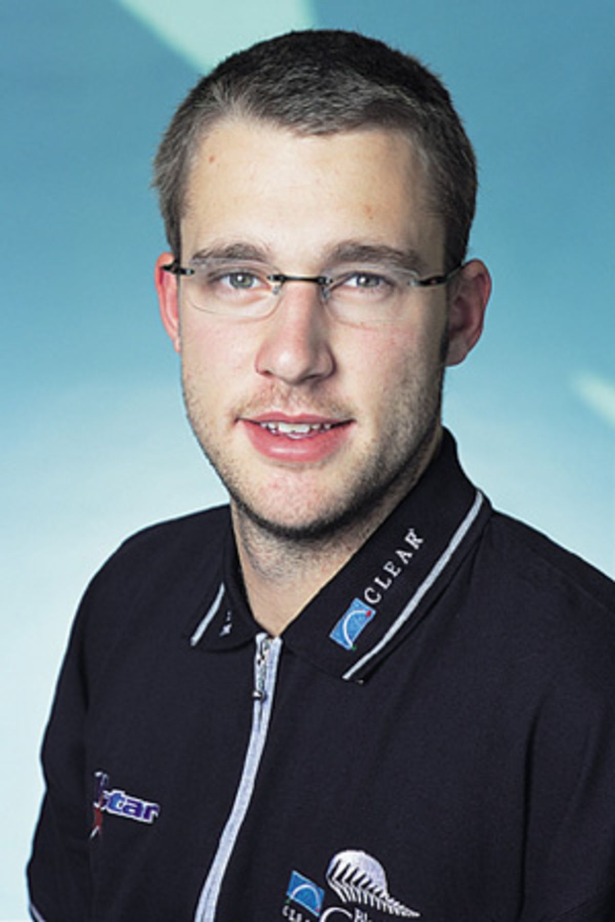 Daryl Tuffey - Portrait, November 2001 | ESPNcricinfo.com