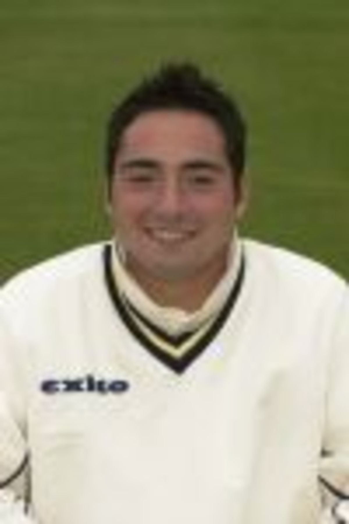 Mark Wagh ; thumbnail portrait 2002 | ESPNcricinfo.com