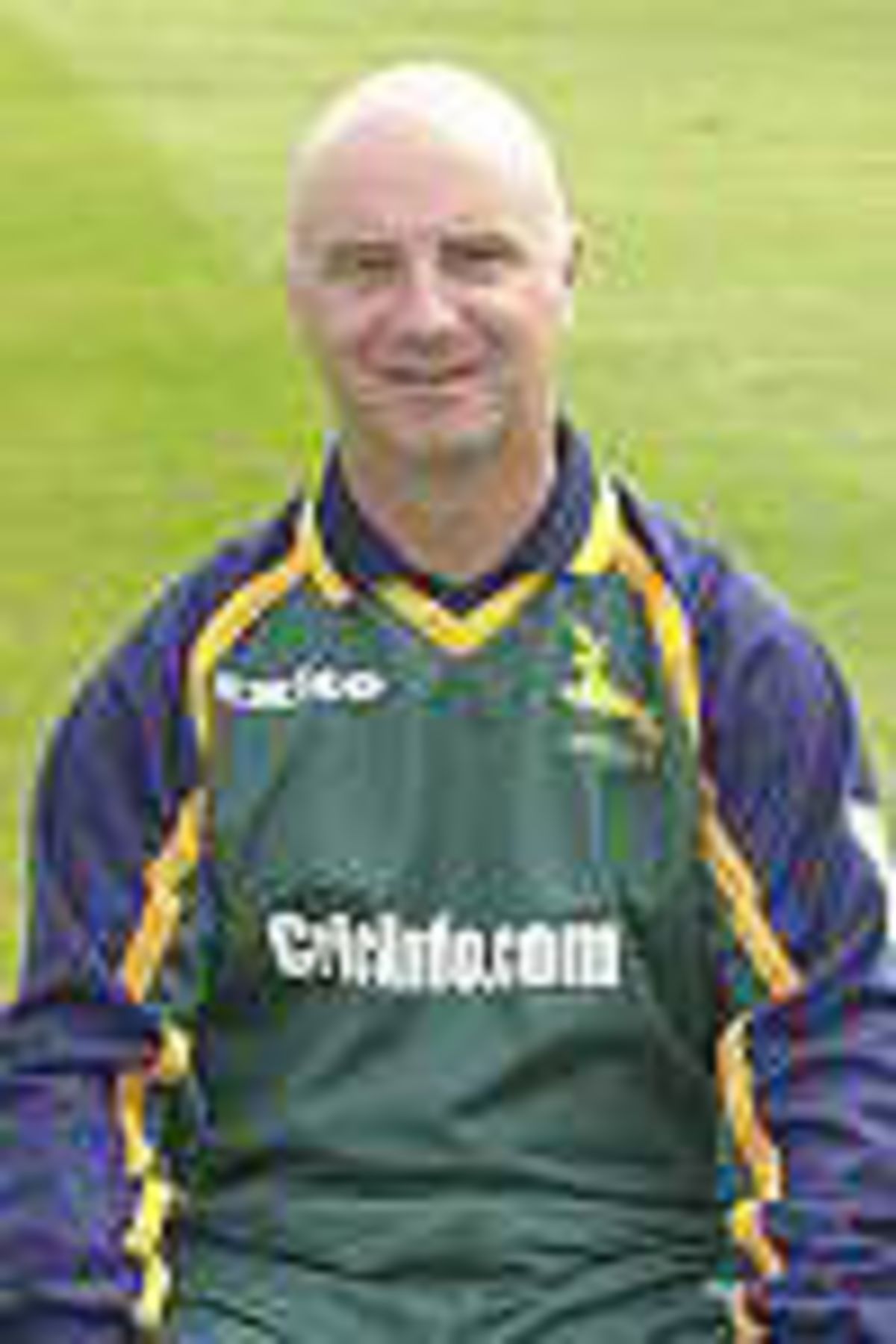 Richard Logan ; thumbnail portrait April 2002 | ESPNcricinfo.com