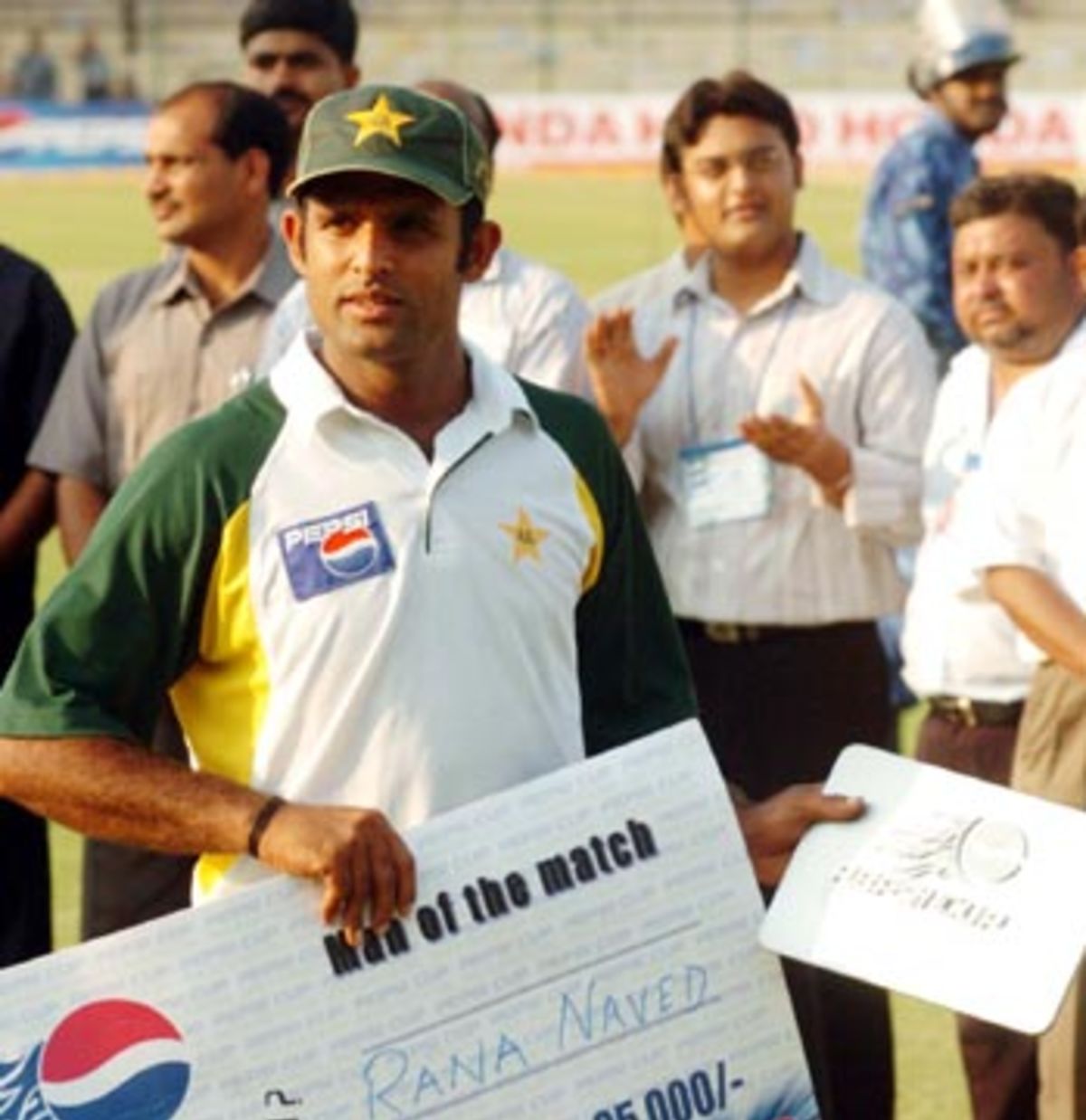 Not surprisingly, Naved-ul-Hasan was adjudged Man-of-the-Match ...