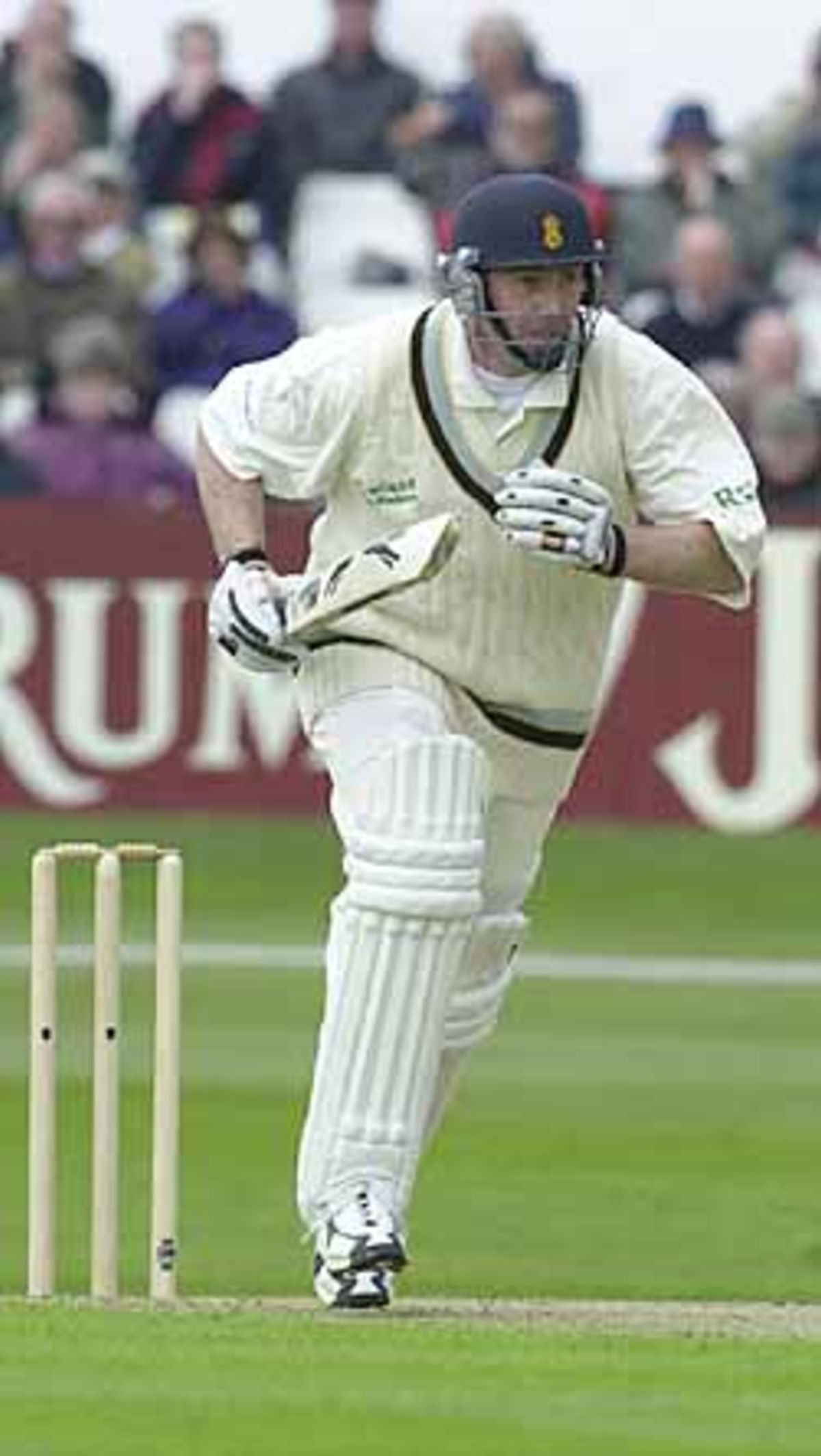 Rob Bailey of Derbyshire batting in the 2001 Benson and Hedges Cup ...
