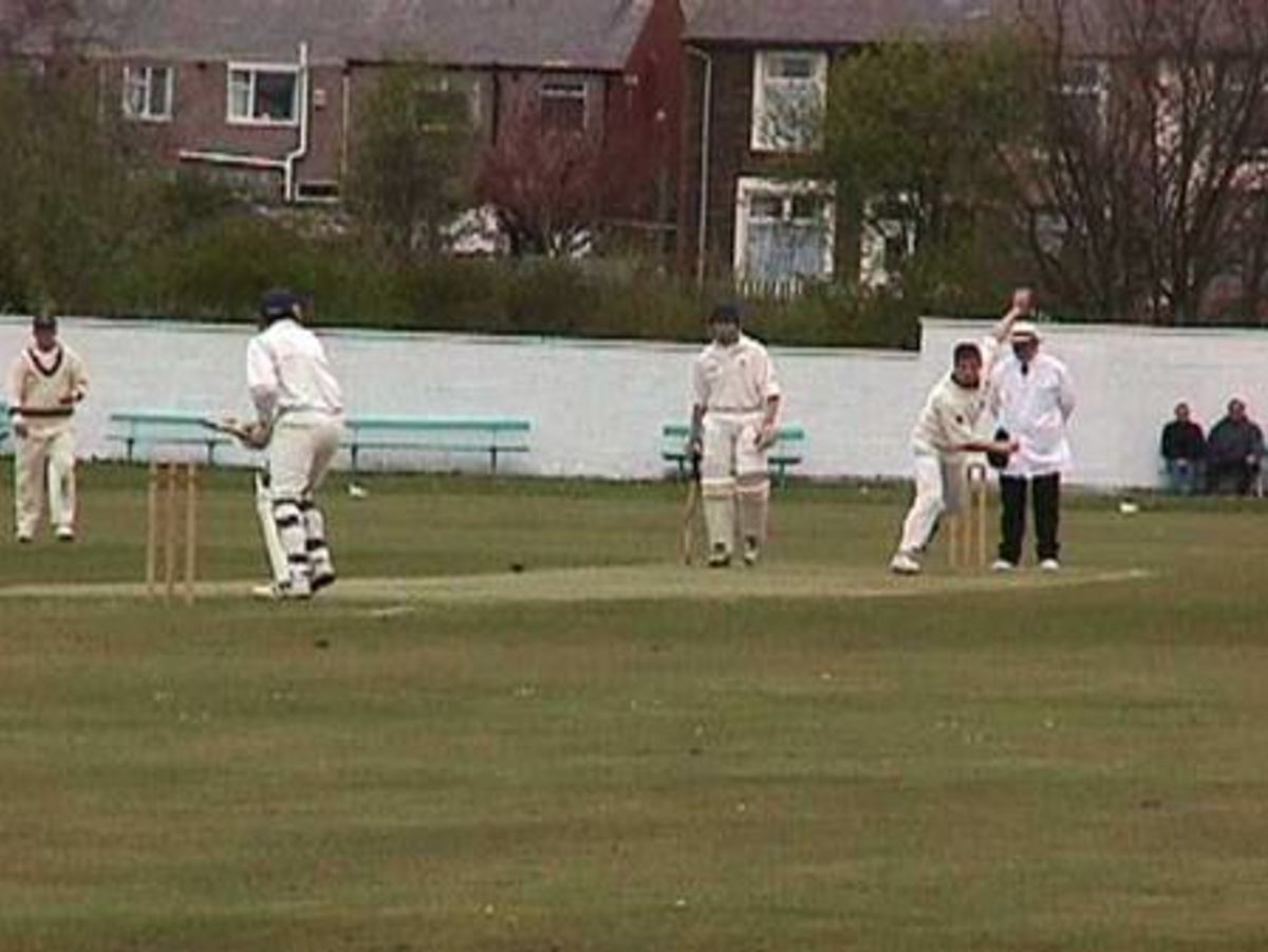 Burnley's David Brown bowling to Liam Jackson | ESPNcricinfo.com