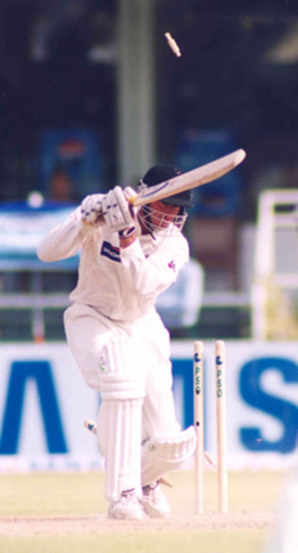 Harris loses his leg stump, bowled by Shoaib Akhtar | ESPNcricinfo.com