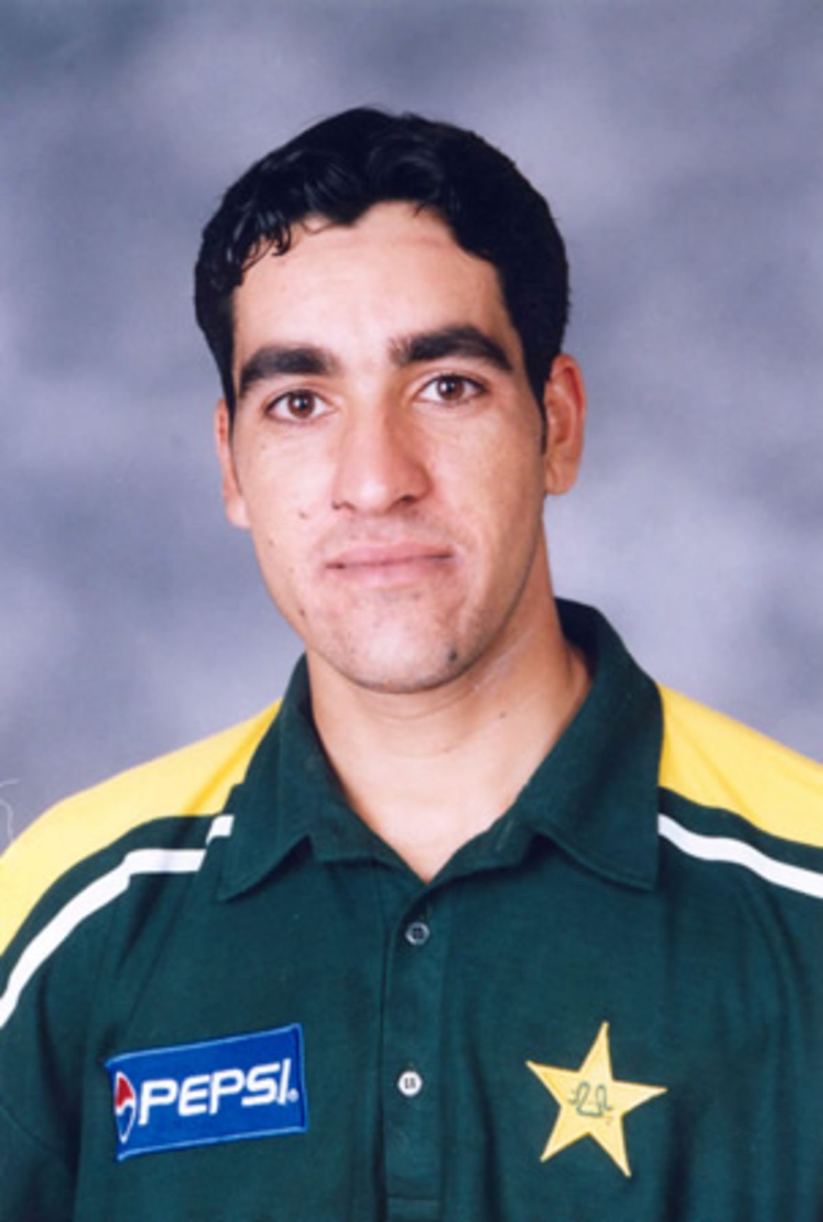 Umar Gul - Portrait 2003 | ESPNcricinfo.com