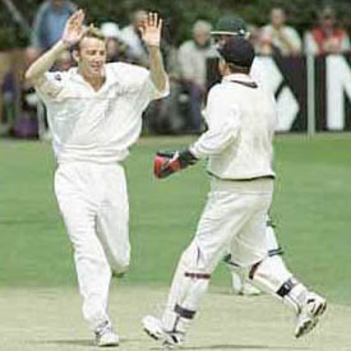 Schofield & Hegg celebrate after combining to stump Richard Howitt ...