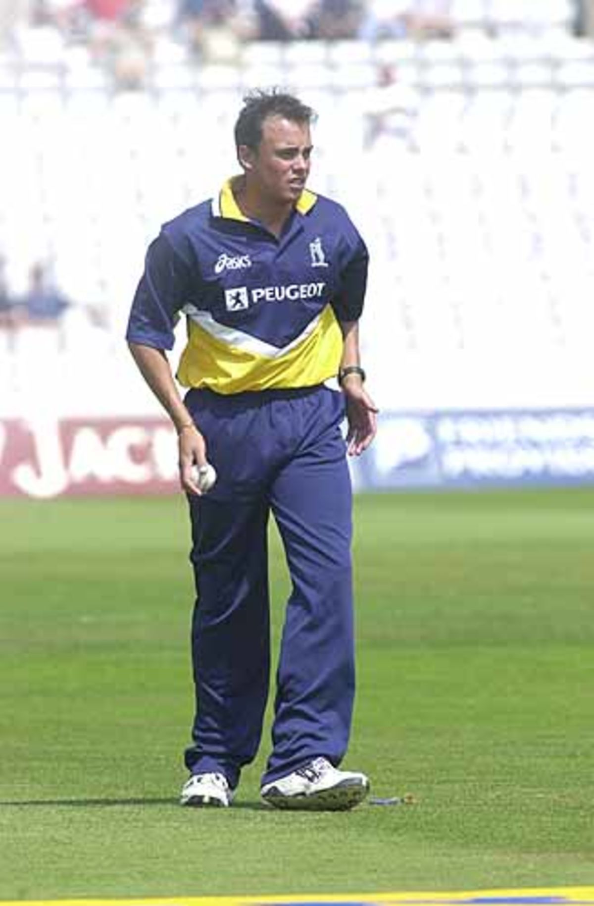 Ed Giddins ; informal portrait 2001, NL | ESPNcricinfo.com