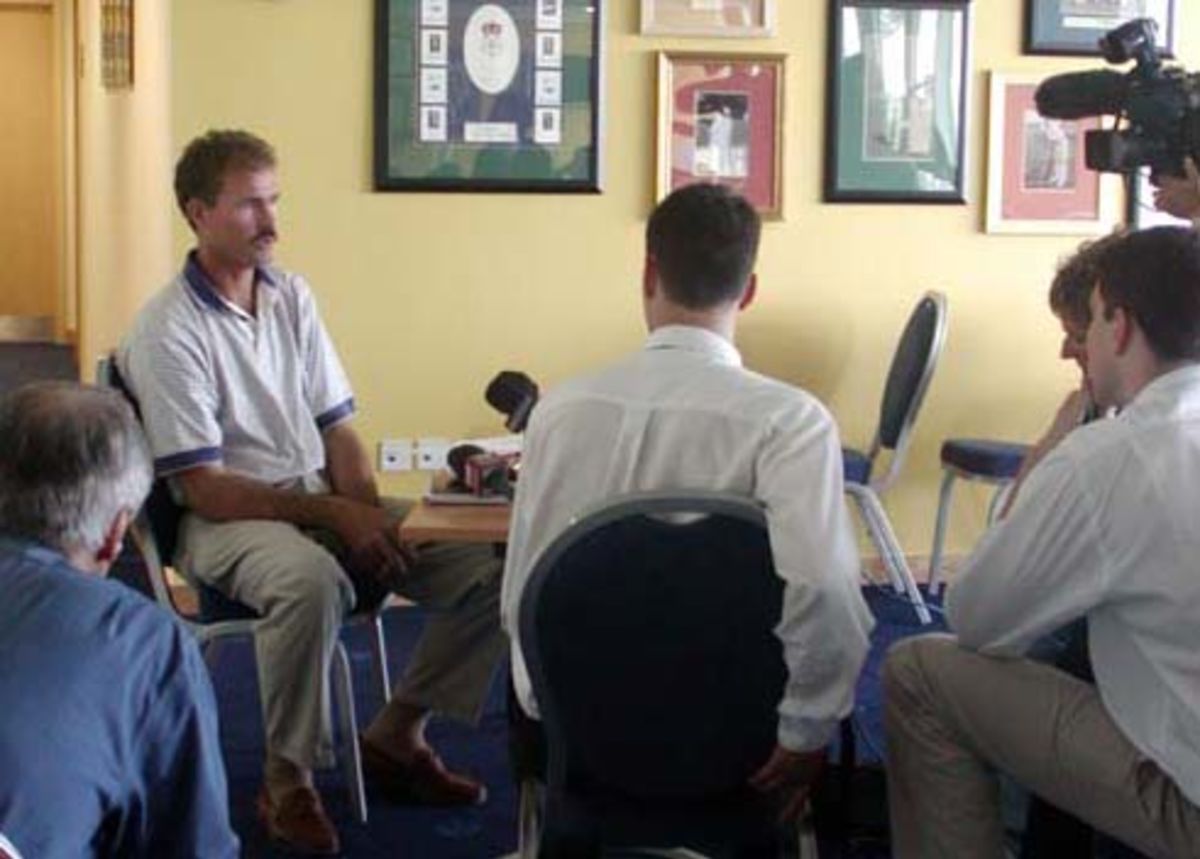 Shaun Udal receives Courage Player of the Month Award | ESPNcricinfo.com