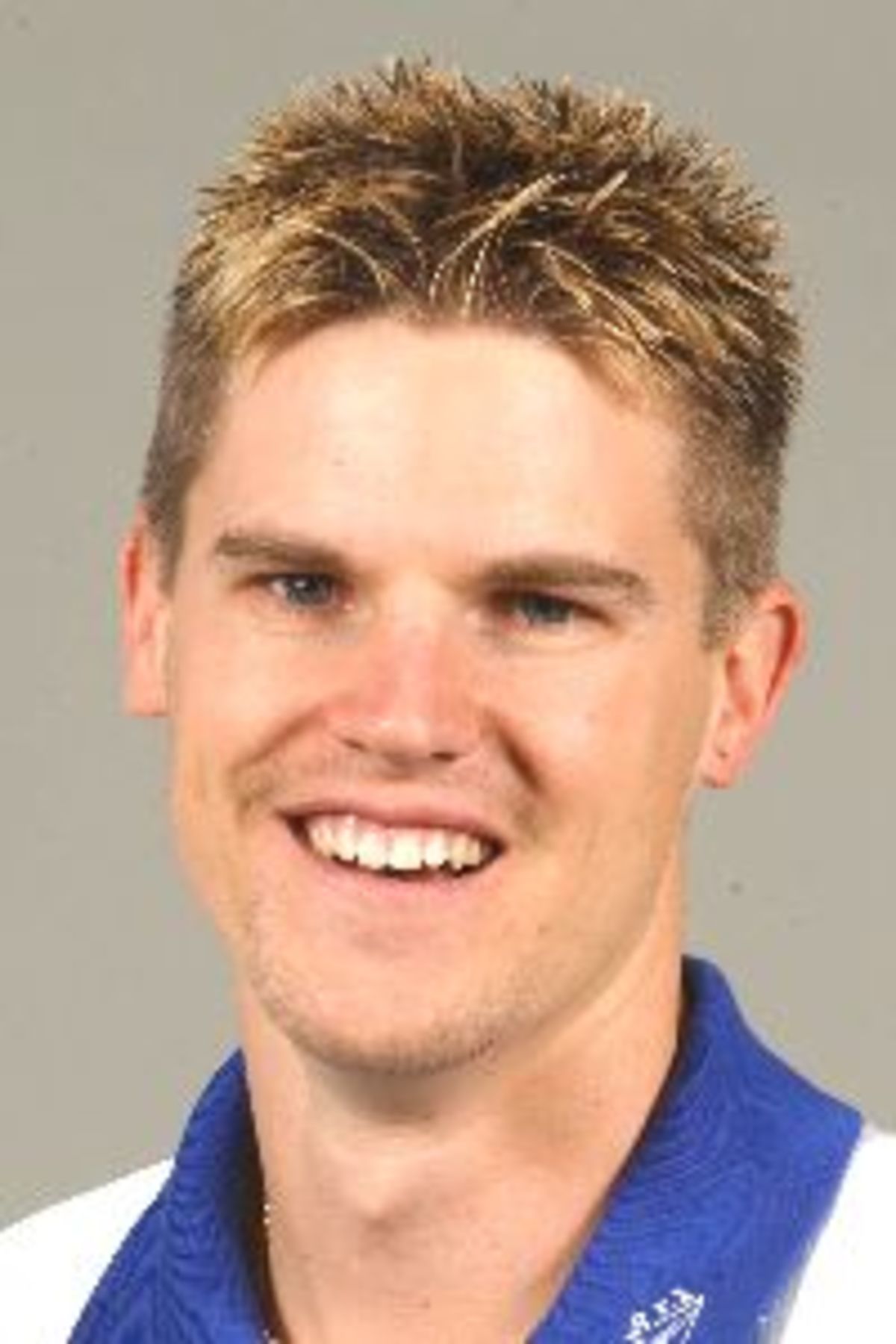 Nathan Bracken - Portrait August 2002 | ESPNcricinfo.com