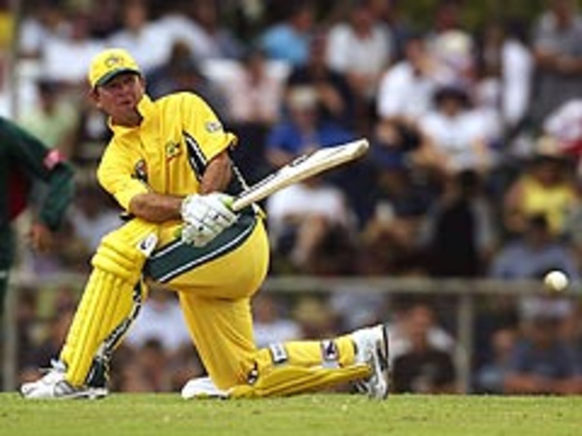 Ricky Ponting on his way to a hundred | ESPNcricinfo.com