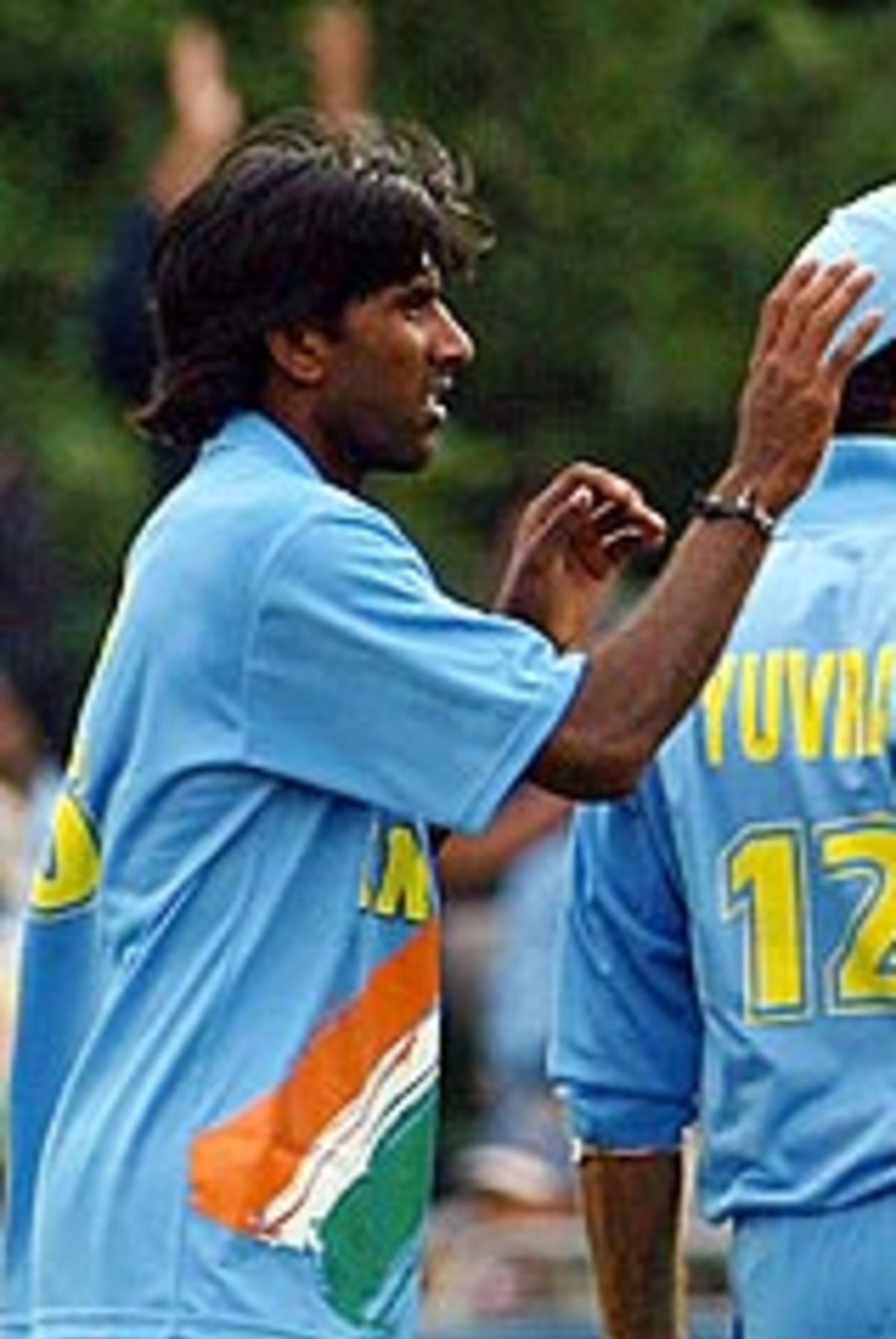 Lakshmipathy Balaji celebrates after dismissing Matthew Hayden ...
