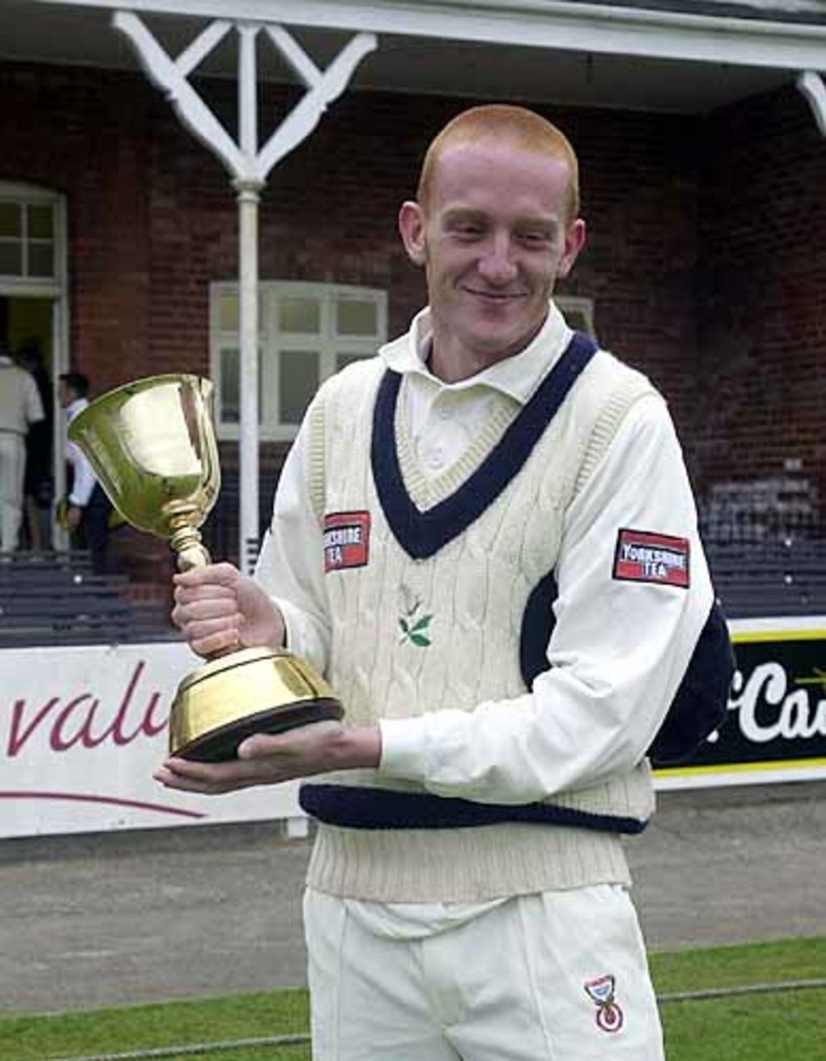 Gavin Hamilton celebrating the CricInfo Championship success ...