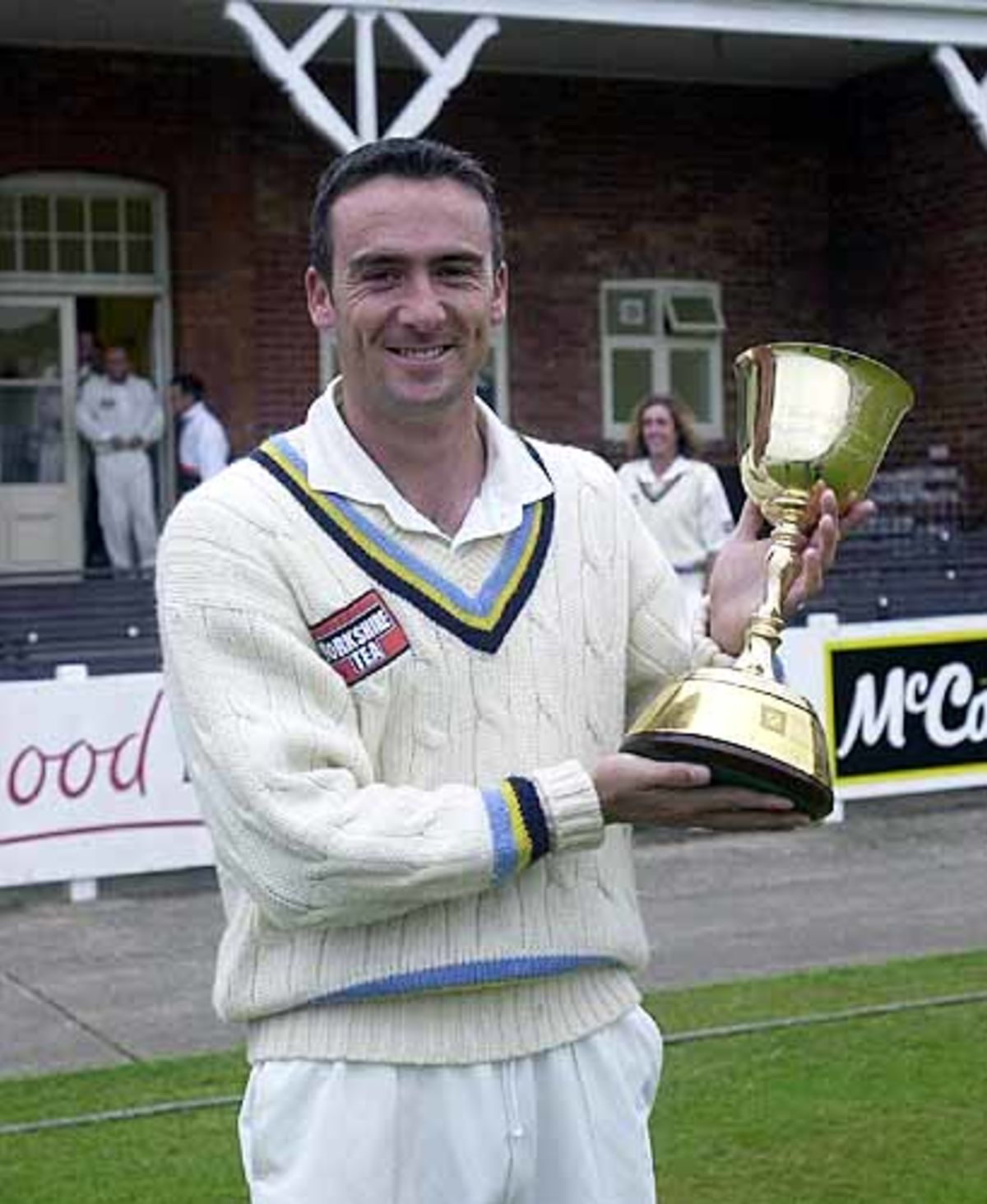 Gavin Hamilton celebrating the CricInfo Championship success ...
