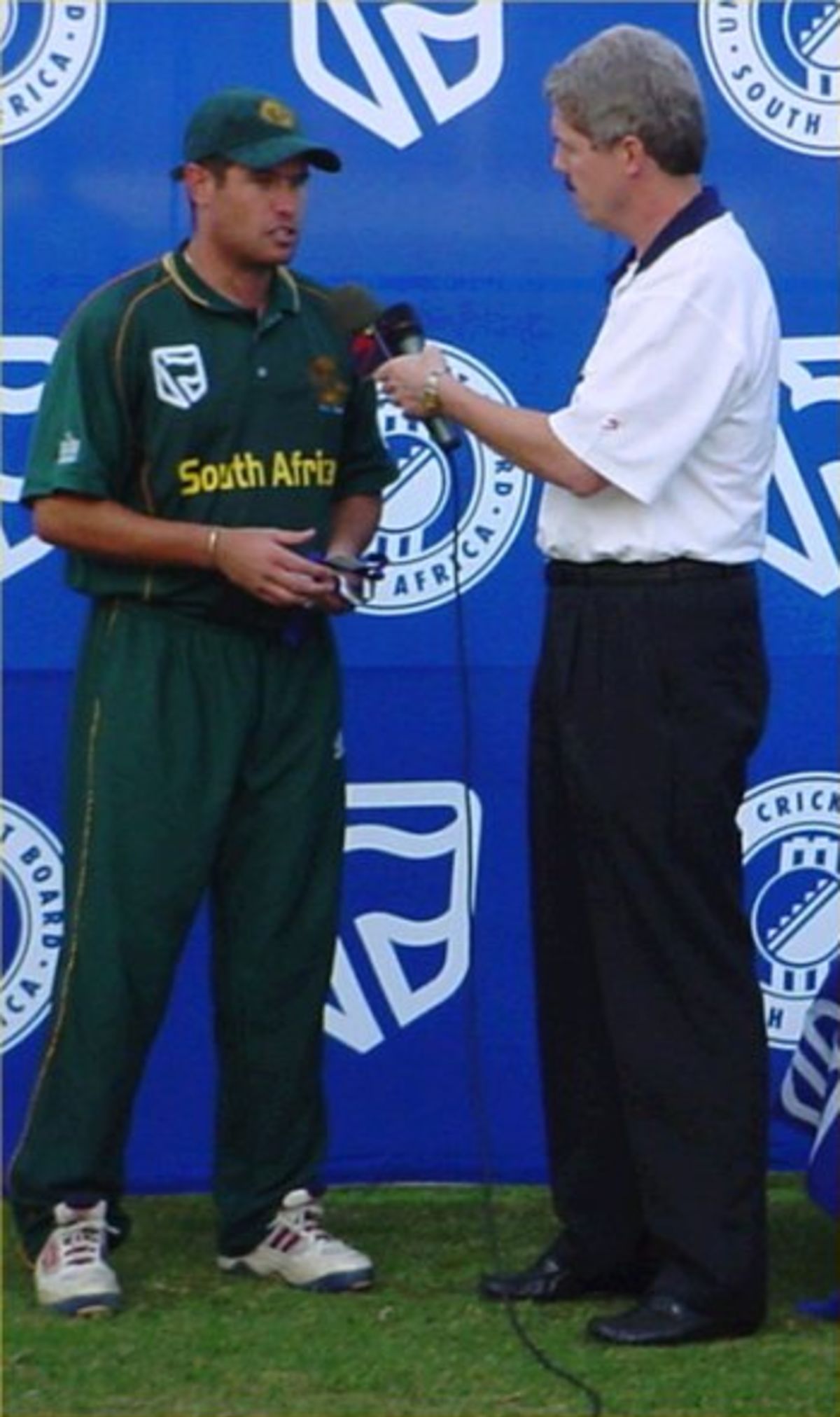 Gibbs punches a ball through the covers in his century knock ...