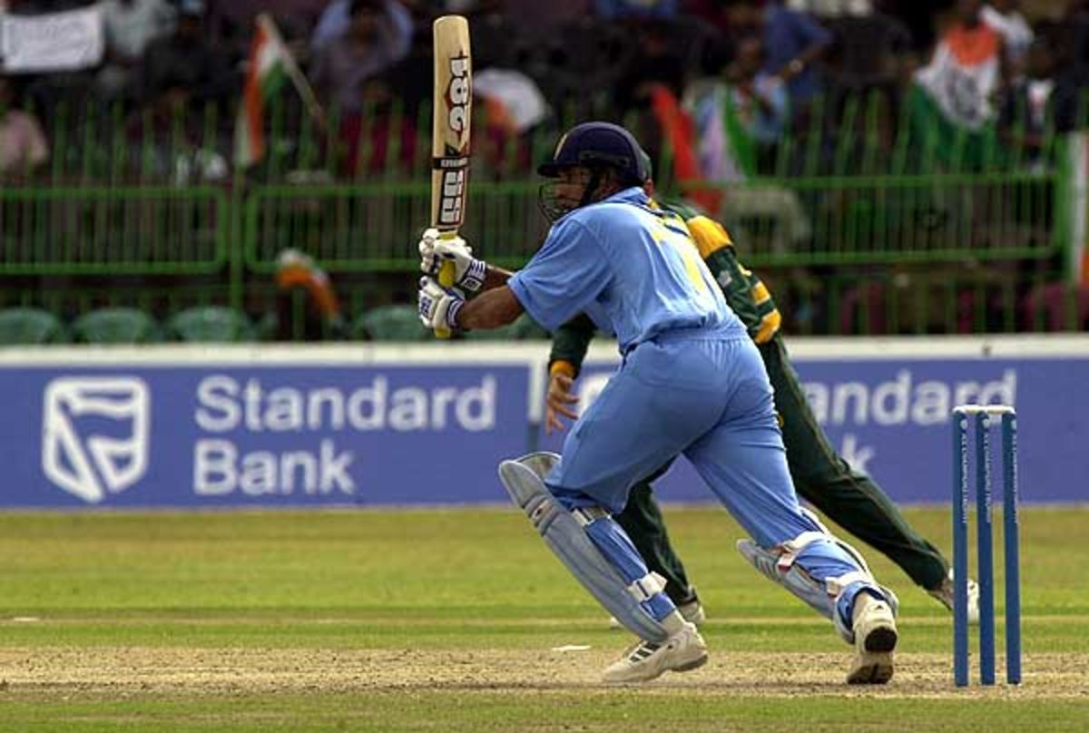 A pivot and a pull from Sehwag for four | ESPNcricinfo.com