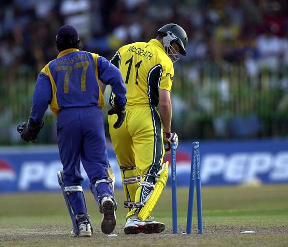 A glorious sunset over the Premadasa Stadium | ESPNcricinfo.com