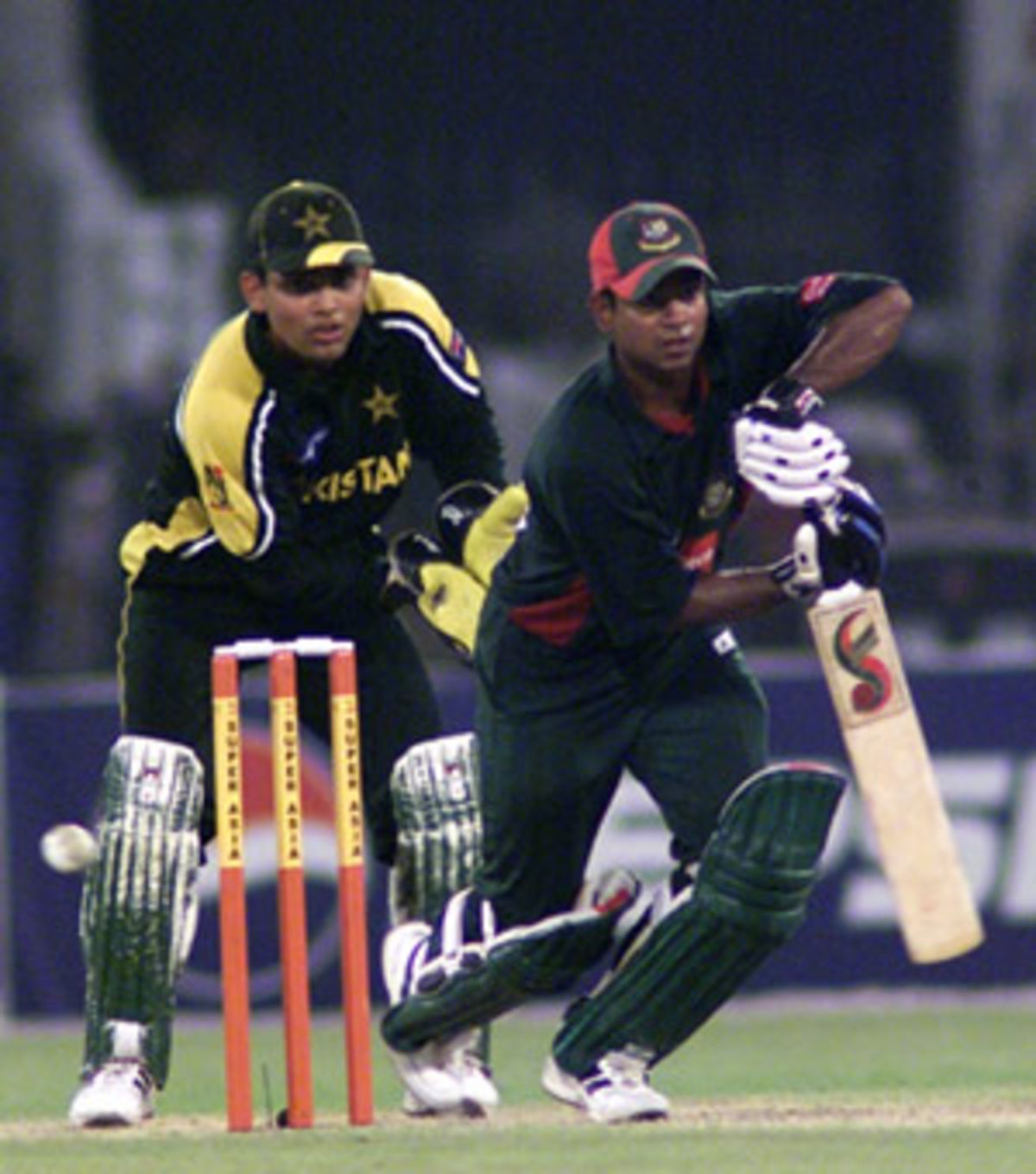Hannan Sarkar in action on his way to 61 | ESPNcricinfo.com