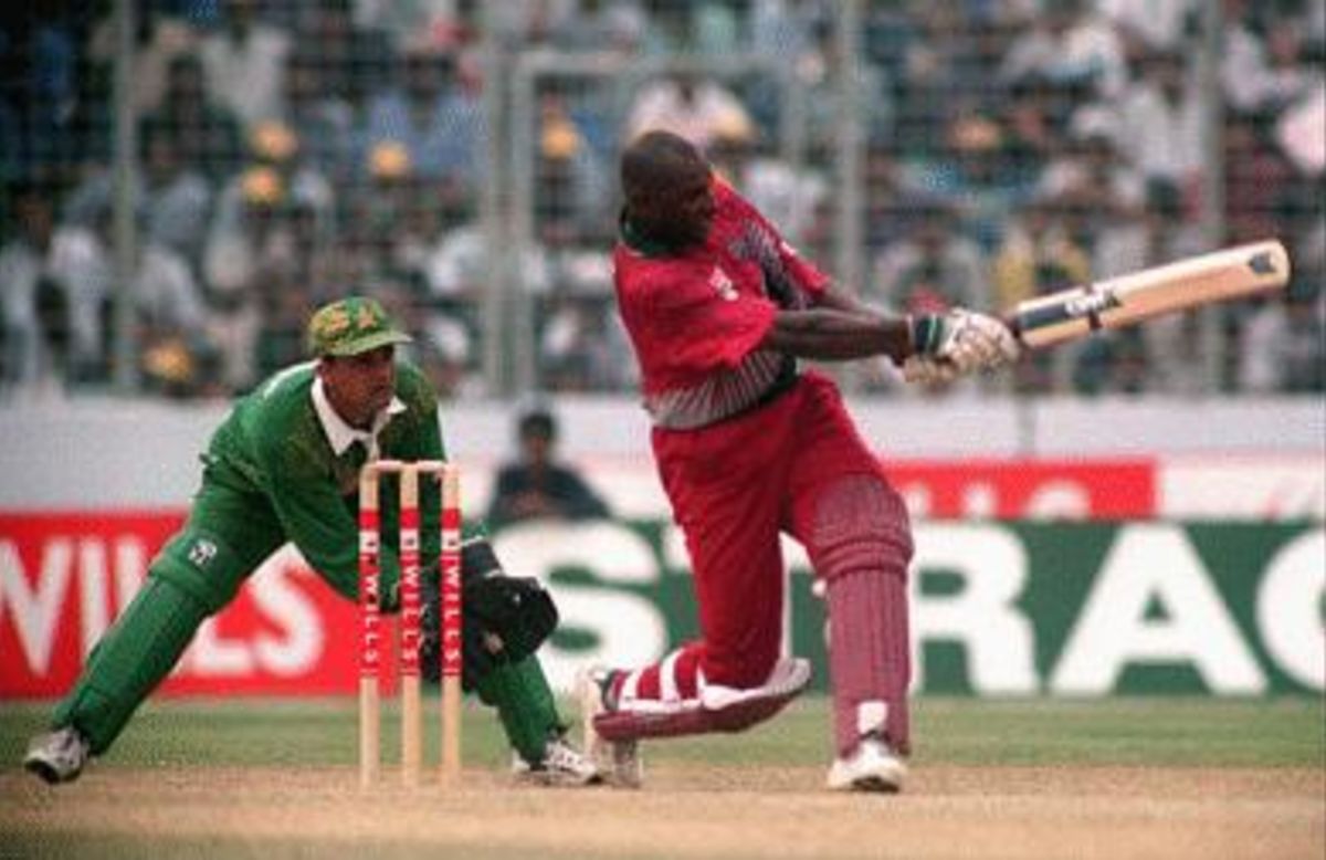 Darren Gough in full flight, first game of the Ashes tour v the ACB ...
