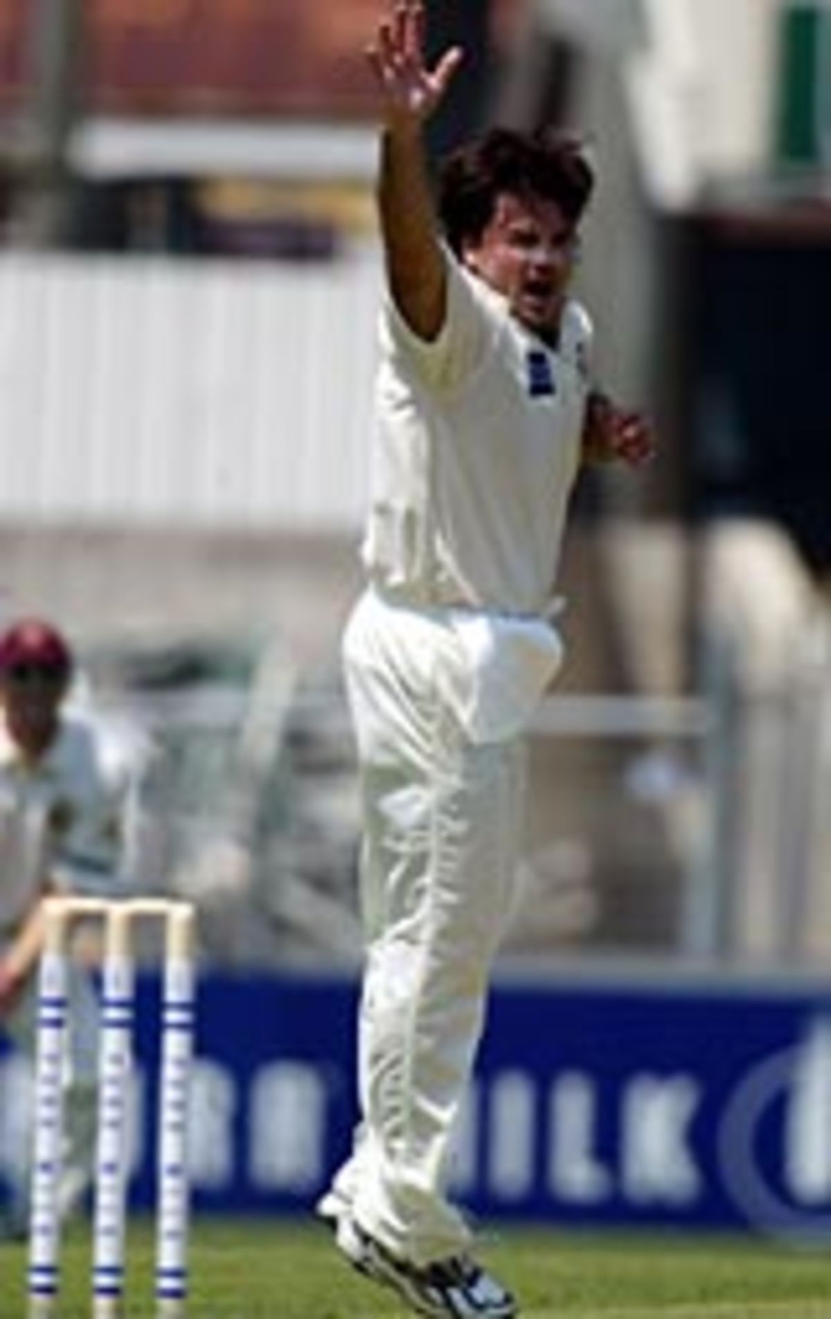 Joe Dawes appeals on his way to 6 for 49 | ESPNcricinfo.com