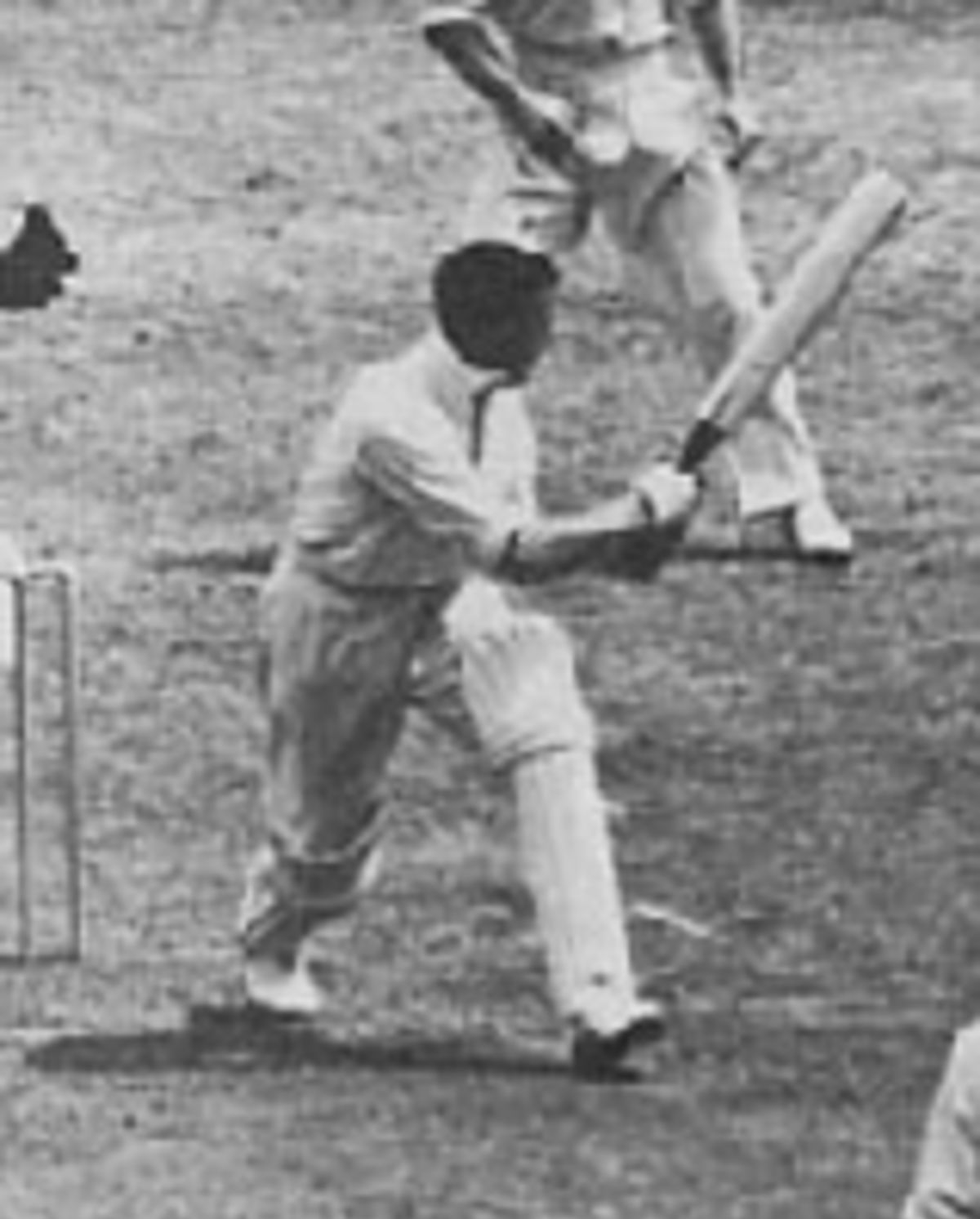 Arthur Wellard hits Bill O'Reilly for a boundary | ESPNcricinfo.com