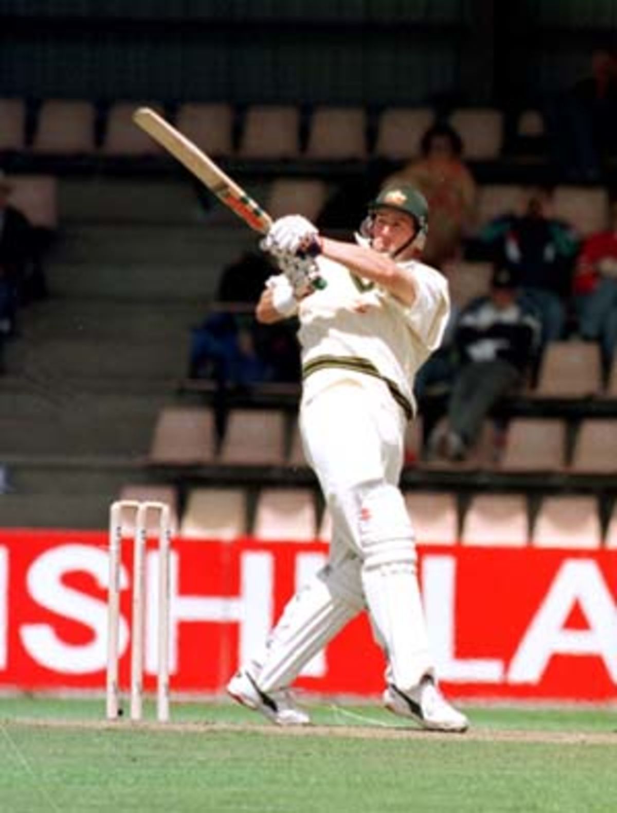 Matthew Elliott hooks, 1997 | ESPNcricinfo.com