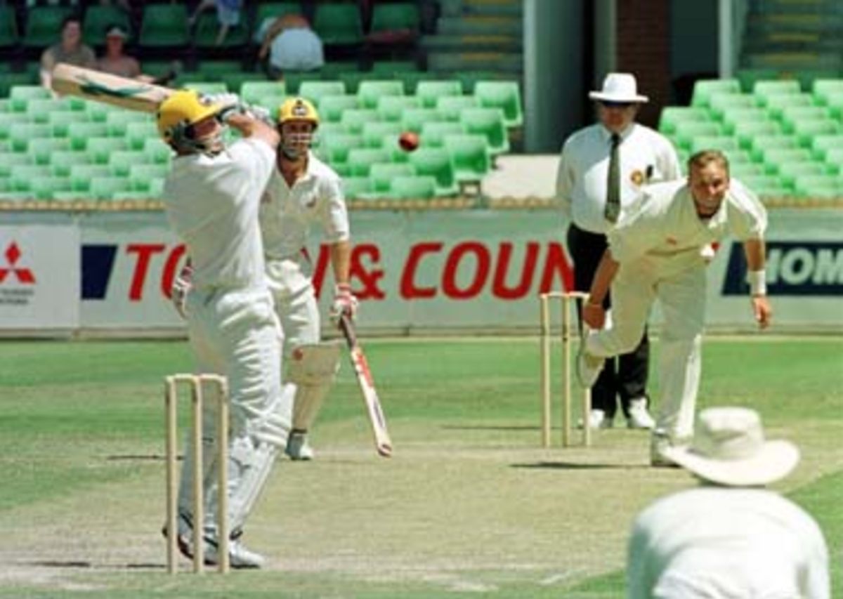 Damien Martyn edges Allan Donald, 1997 | ESPNcricinfo.com