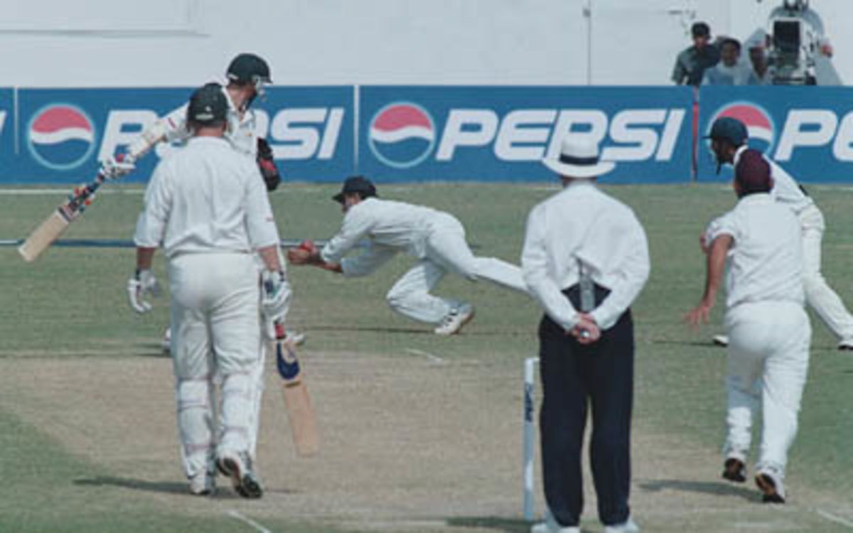 Ganguly about to snap Gavin Rennie off Sharandeep Singh | ESPNcricinfo.com