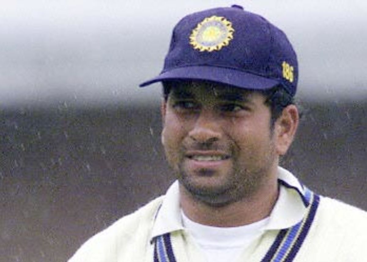 Deep Dasgupta plays a rising ball in the second Test | ESPNcricinfo.com