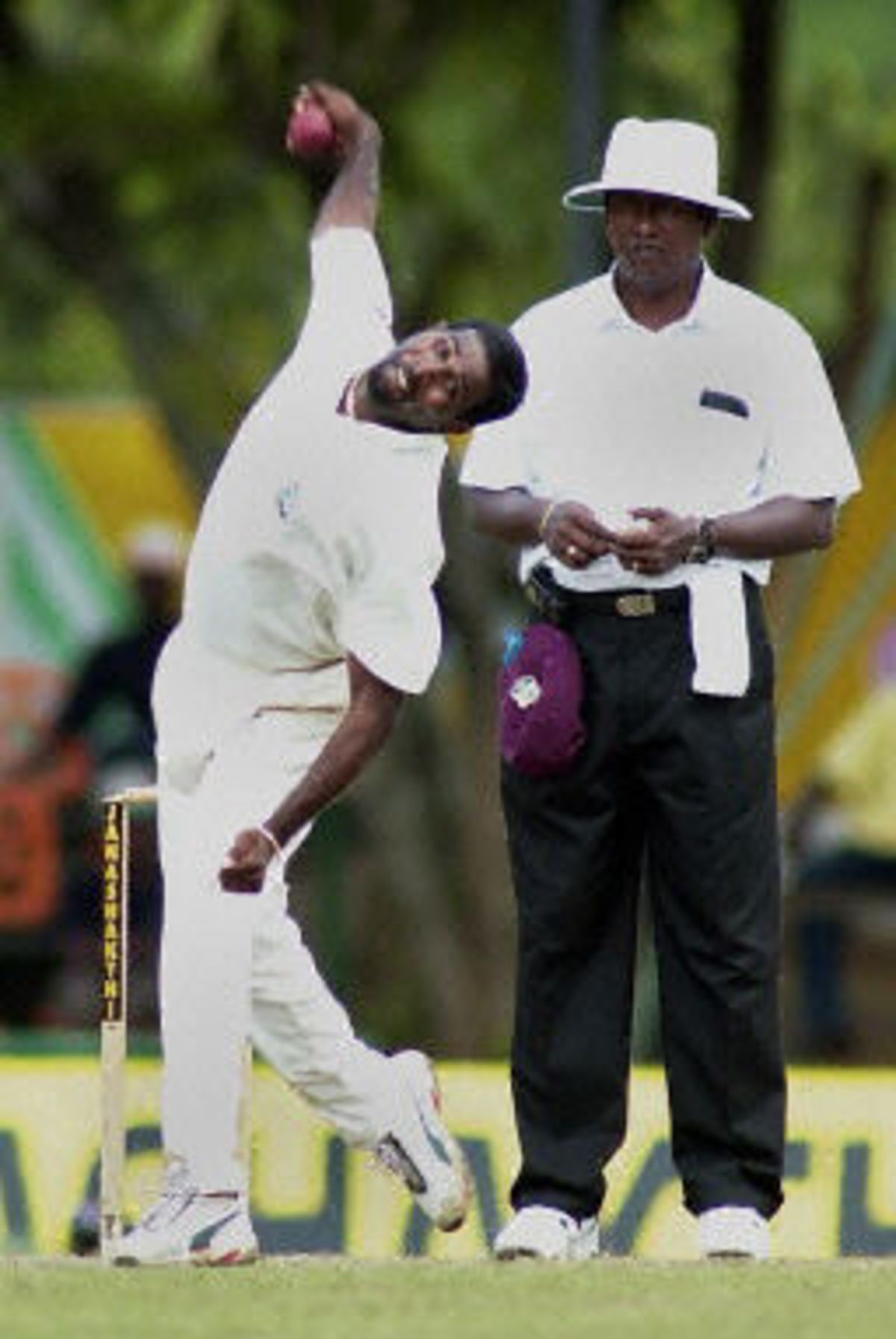End of the super knock by Tillakeratne | ESPNcricinfo.com