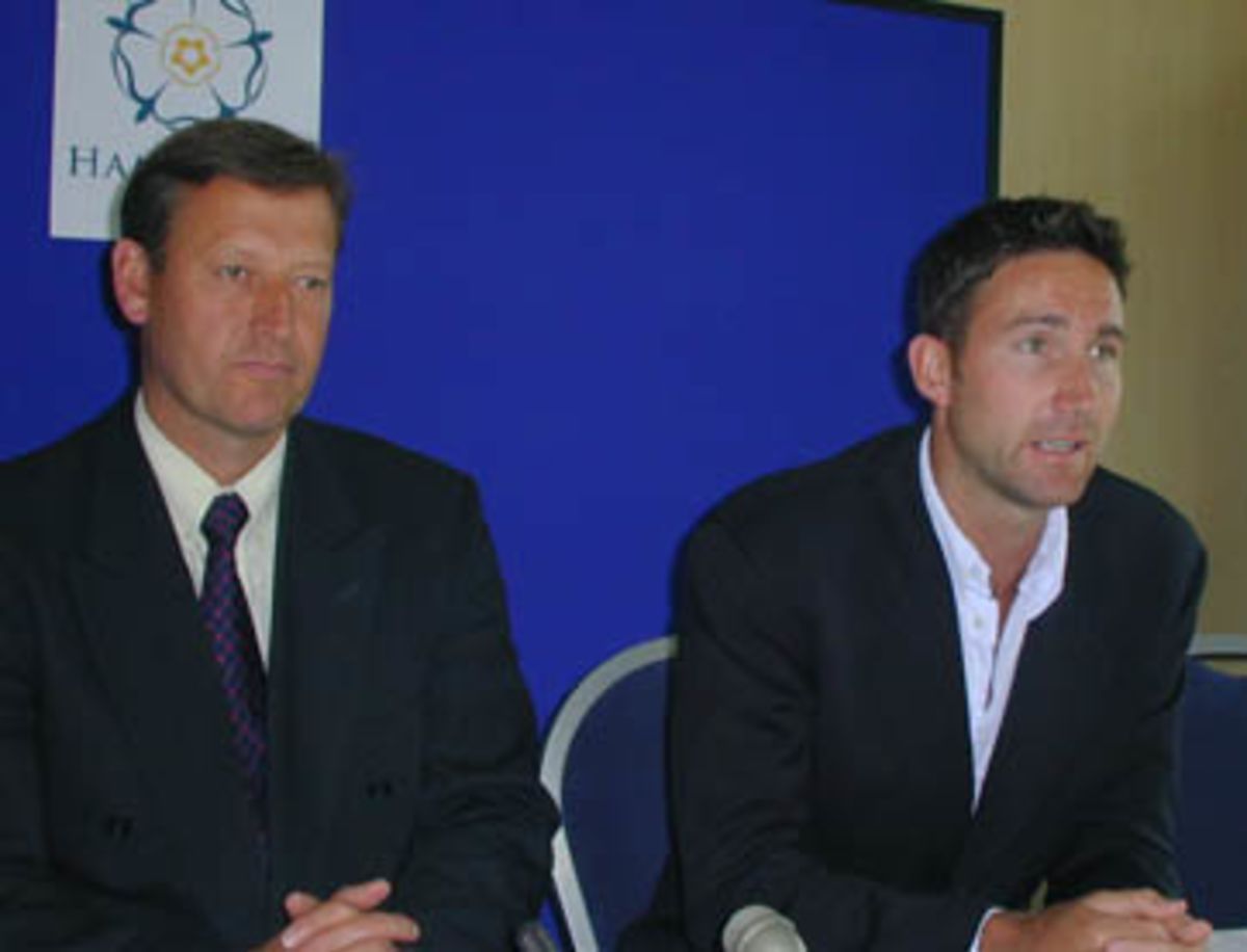 Ed Giddins introduced | ESPNcricinfo.com