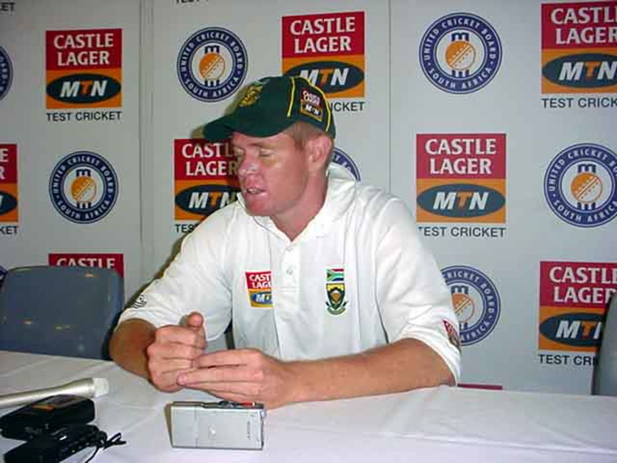 A relaxed Shaun Pollock at Wanderers Press Conference | ESPNcricinfo.com