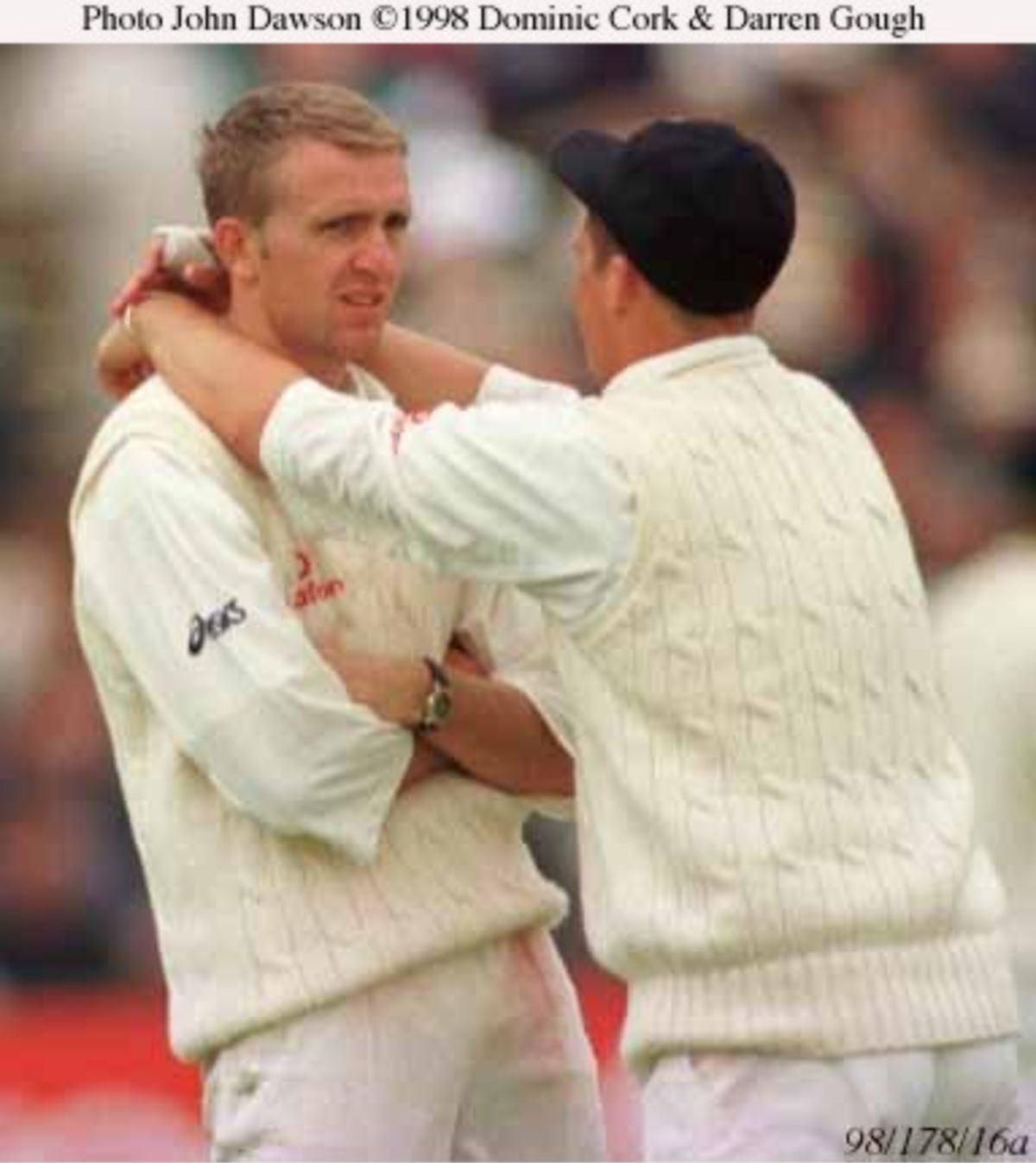 Darren Gough commiserates with Dominic Cork | ESPNcricinfo.com