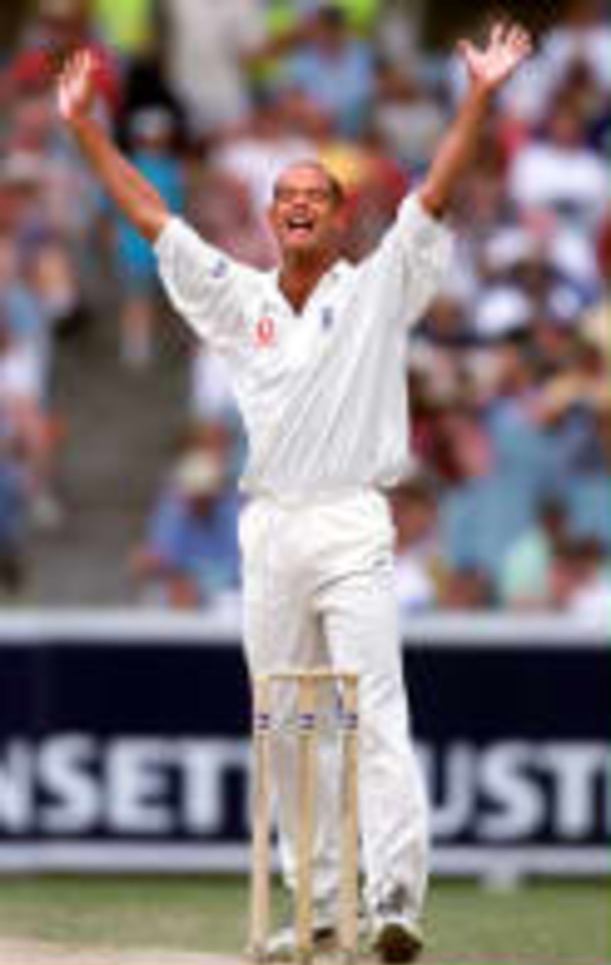 Dean Headley catches Mark Taylor at fine leg | ESPNcricinfo.com