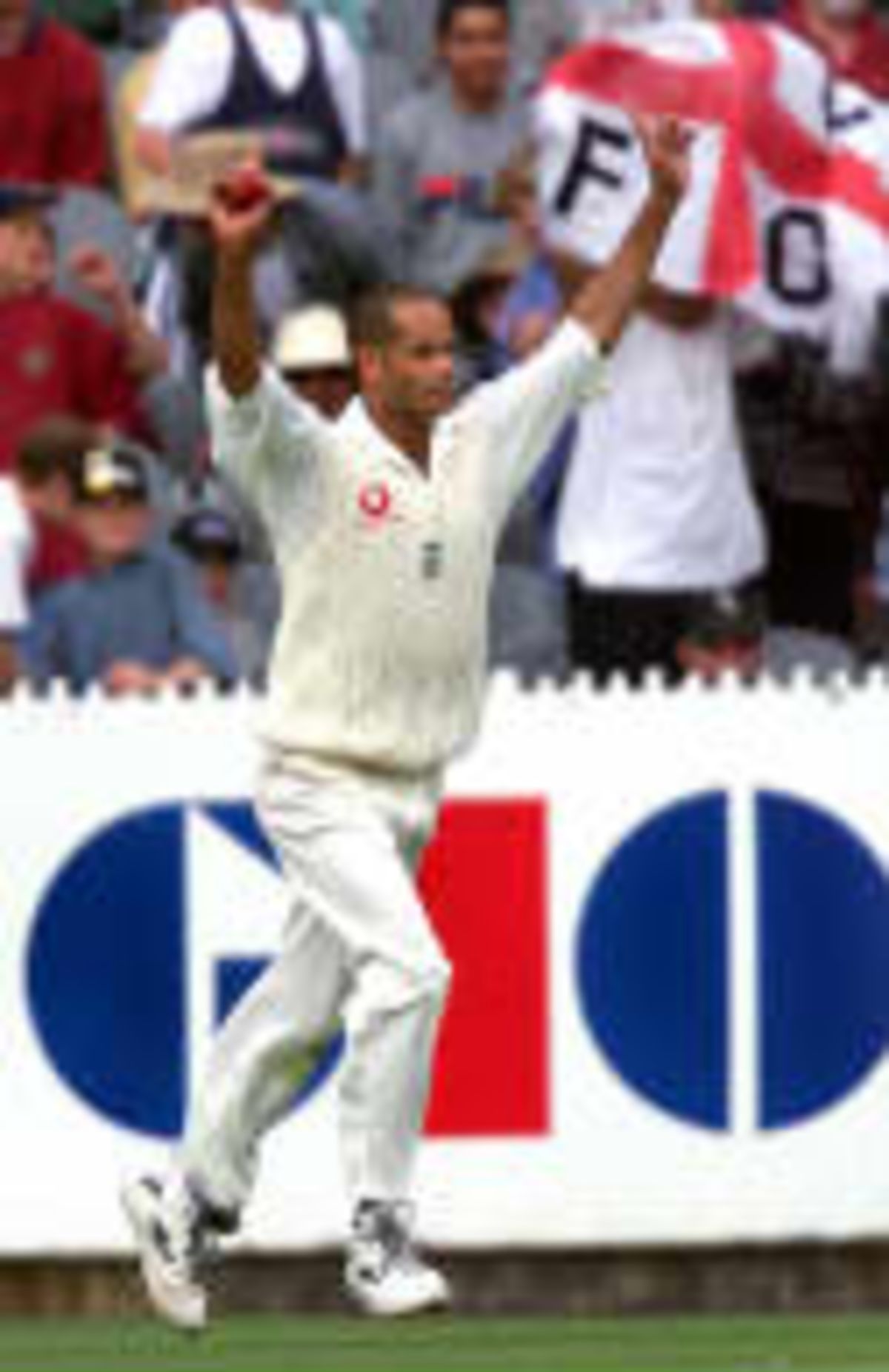 Dean Headley catches Mark Taylor at fine leg | ESPNcricinfo.com