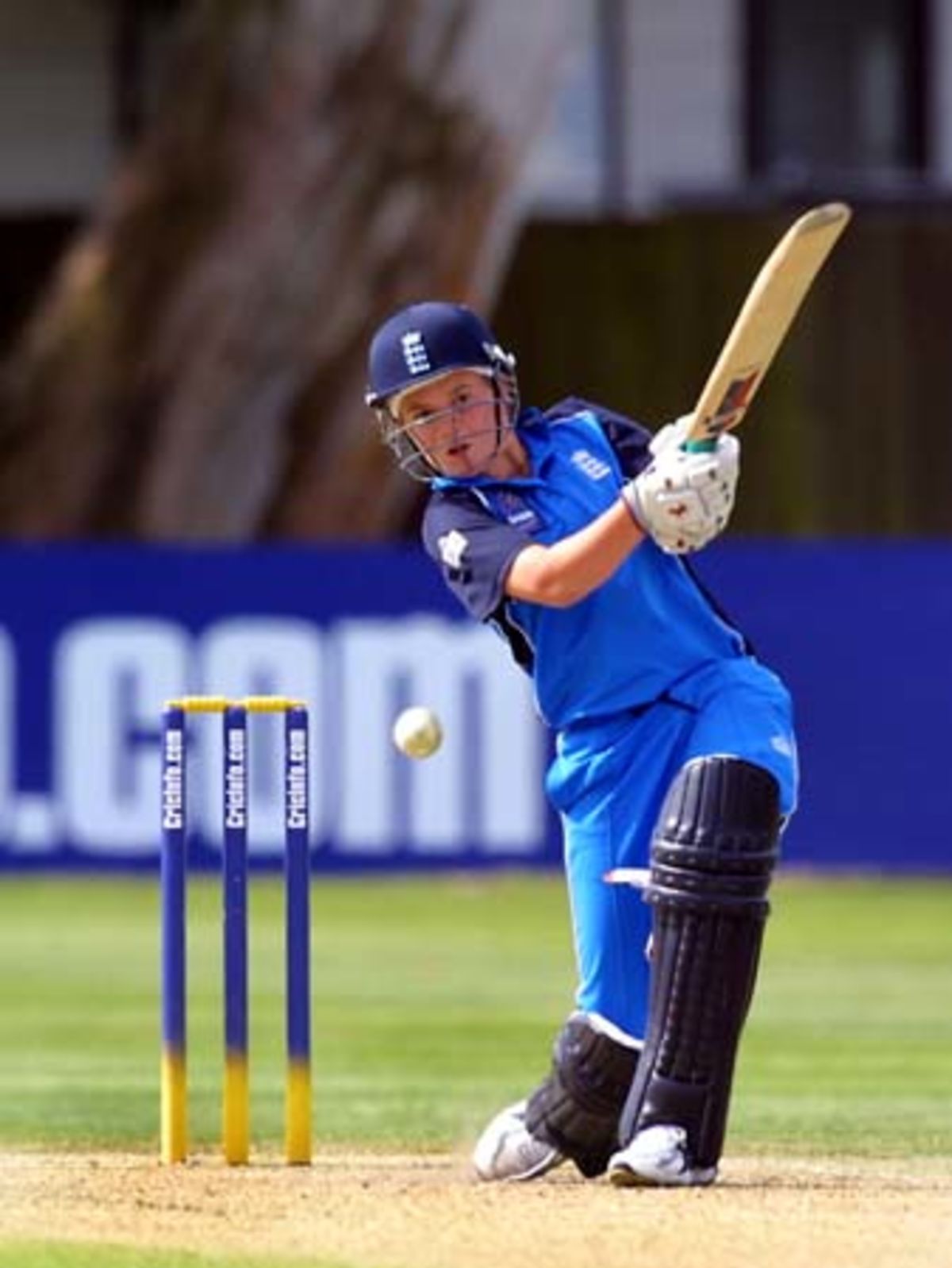 Australian bowler Zoe Goss makes a delivery | ESPNcricinfo.com