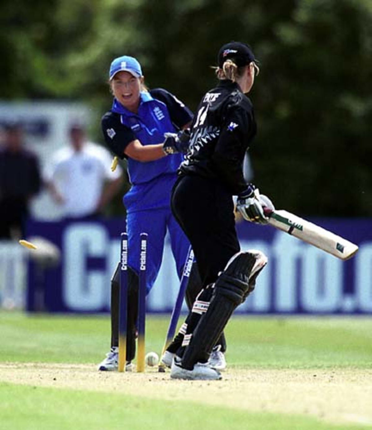 Rebecca Rolls acknowledges the crowd after scoring 50 | ESPNcricinfo.com