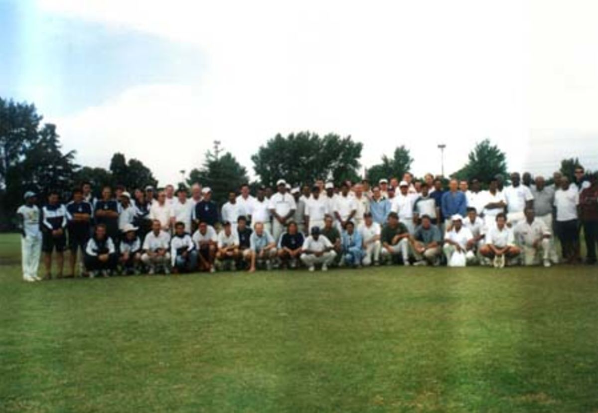 Champion Team Argentina with their Gold Medals | ESPNcricinfo.com