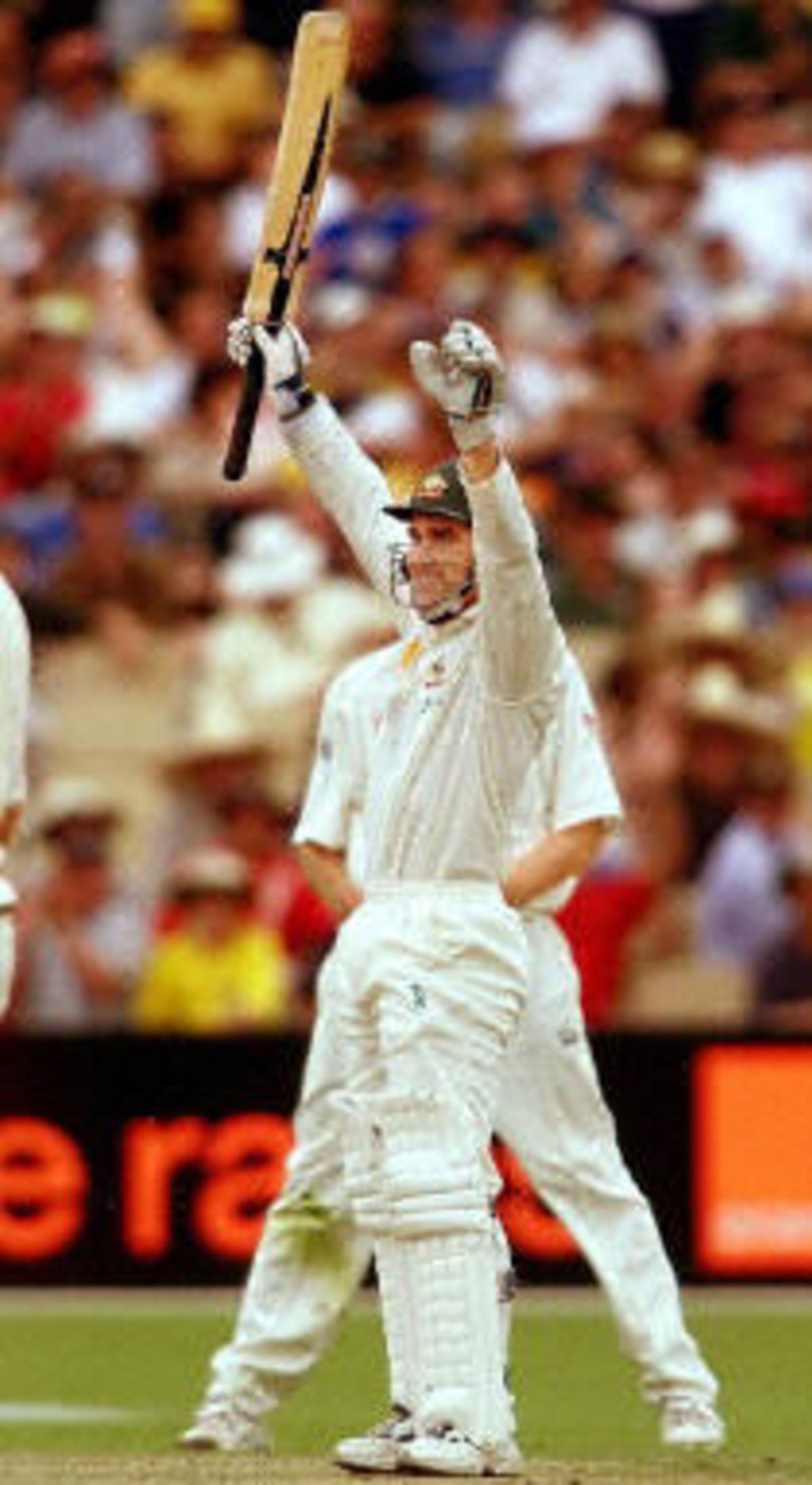 Justin Langer acknowledges his century, Australia v South Africa, 1st ...