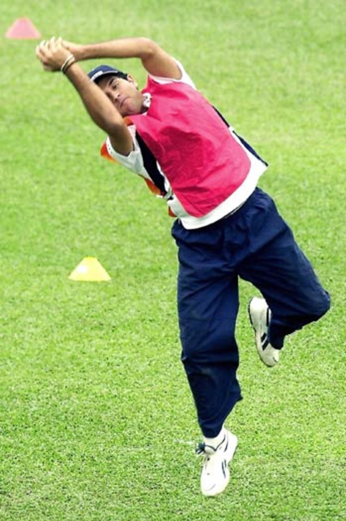 Yuvraj Singh stretches acrobatically in the nets | ESPNcricinfo.com