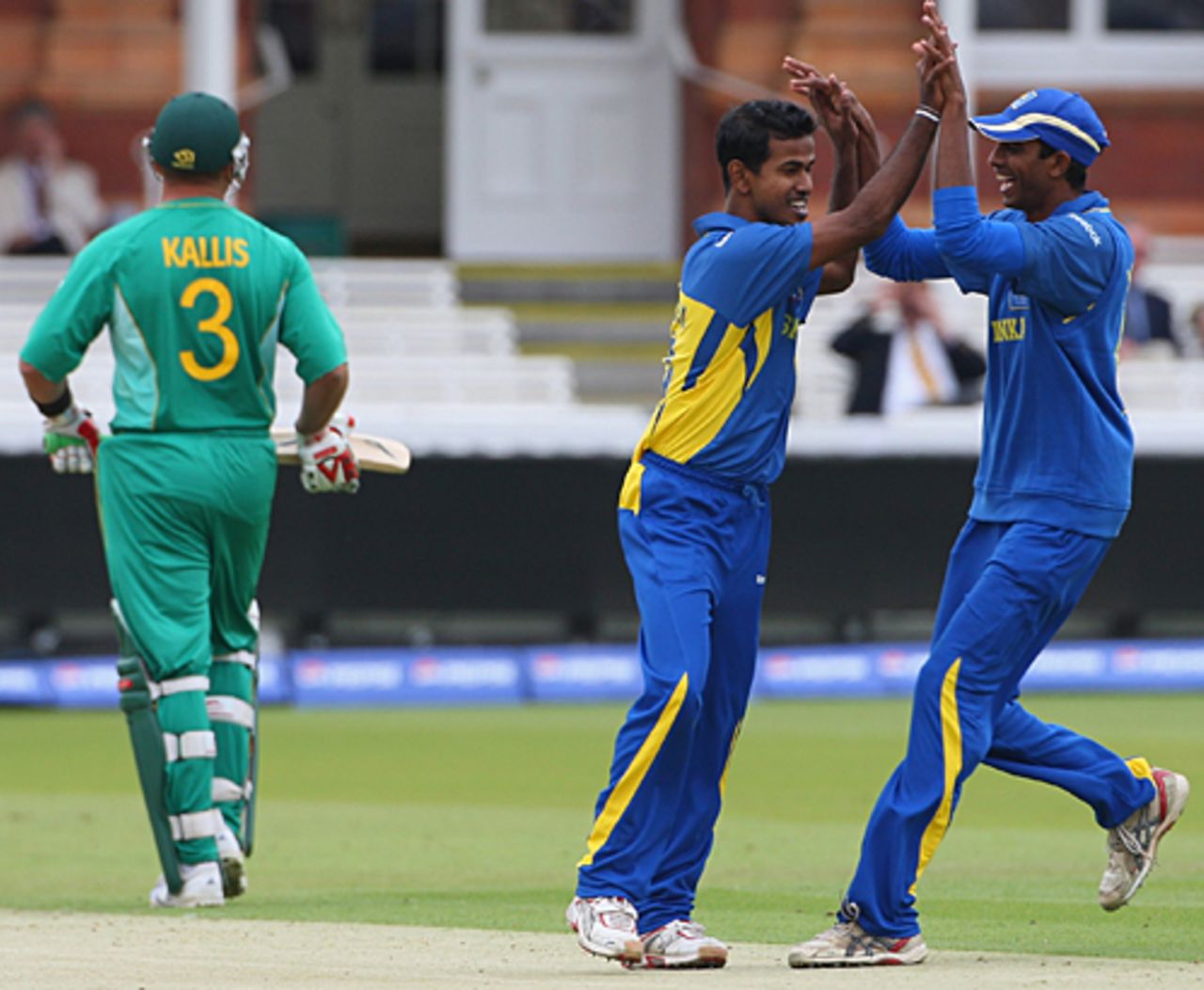 Nuwan Kulasekara gets the congratulations after sending back Jacques Kallis | ESPNcricinfo.com