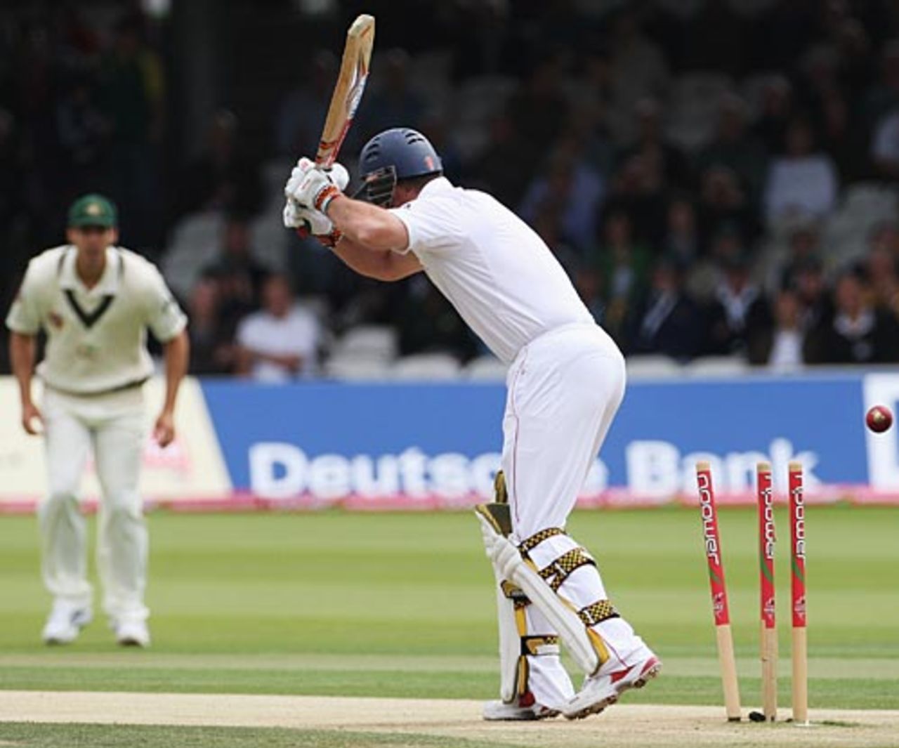 Ben Hilfenhaus celebrates Andrew Strauss' wicket | ESPNcricinfo.com