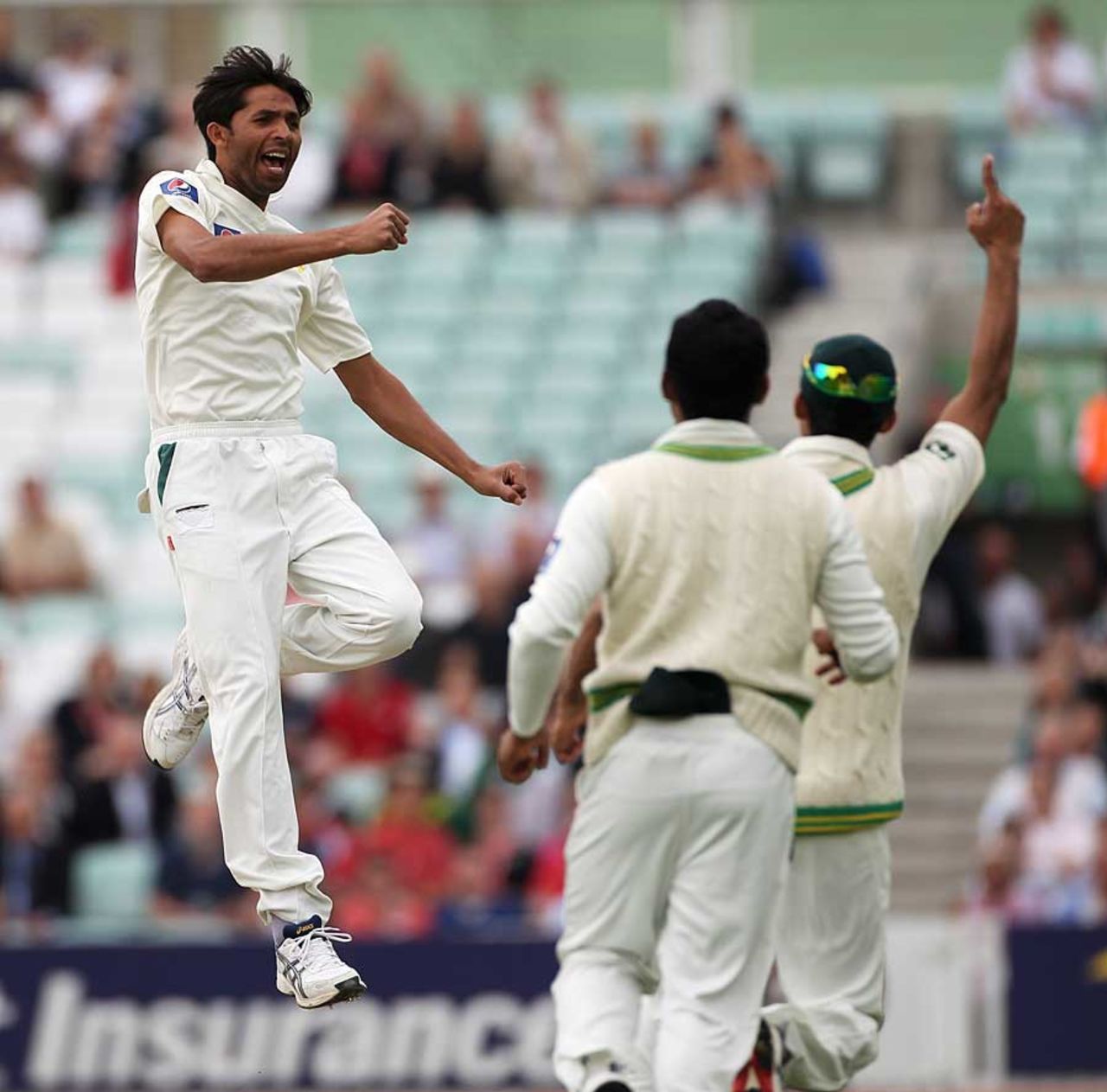 Mohammad Asif celebrates after having Alastair Cook caught behind ...