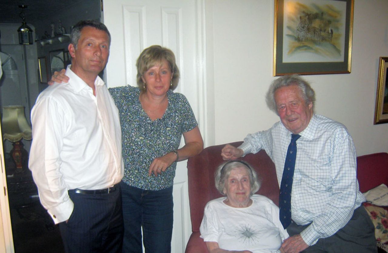Trevor Bailey with his wife, son and daughter | ESPNcricinfo.com