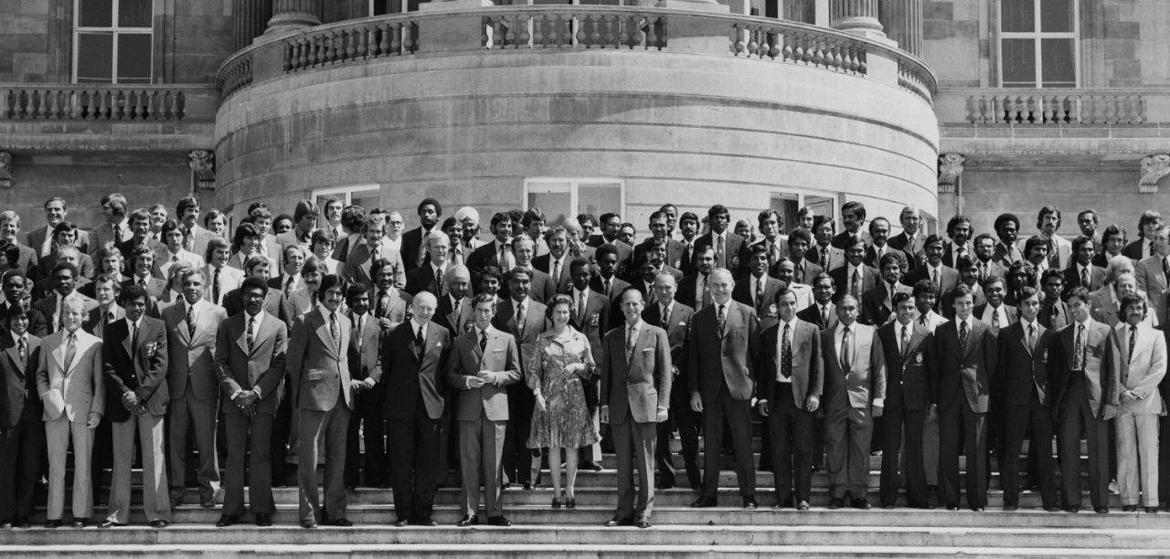 The World Cup teams pose with Queen Elizabeth, Prince Phillip and ...